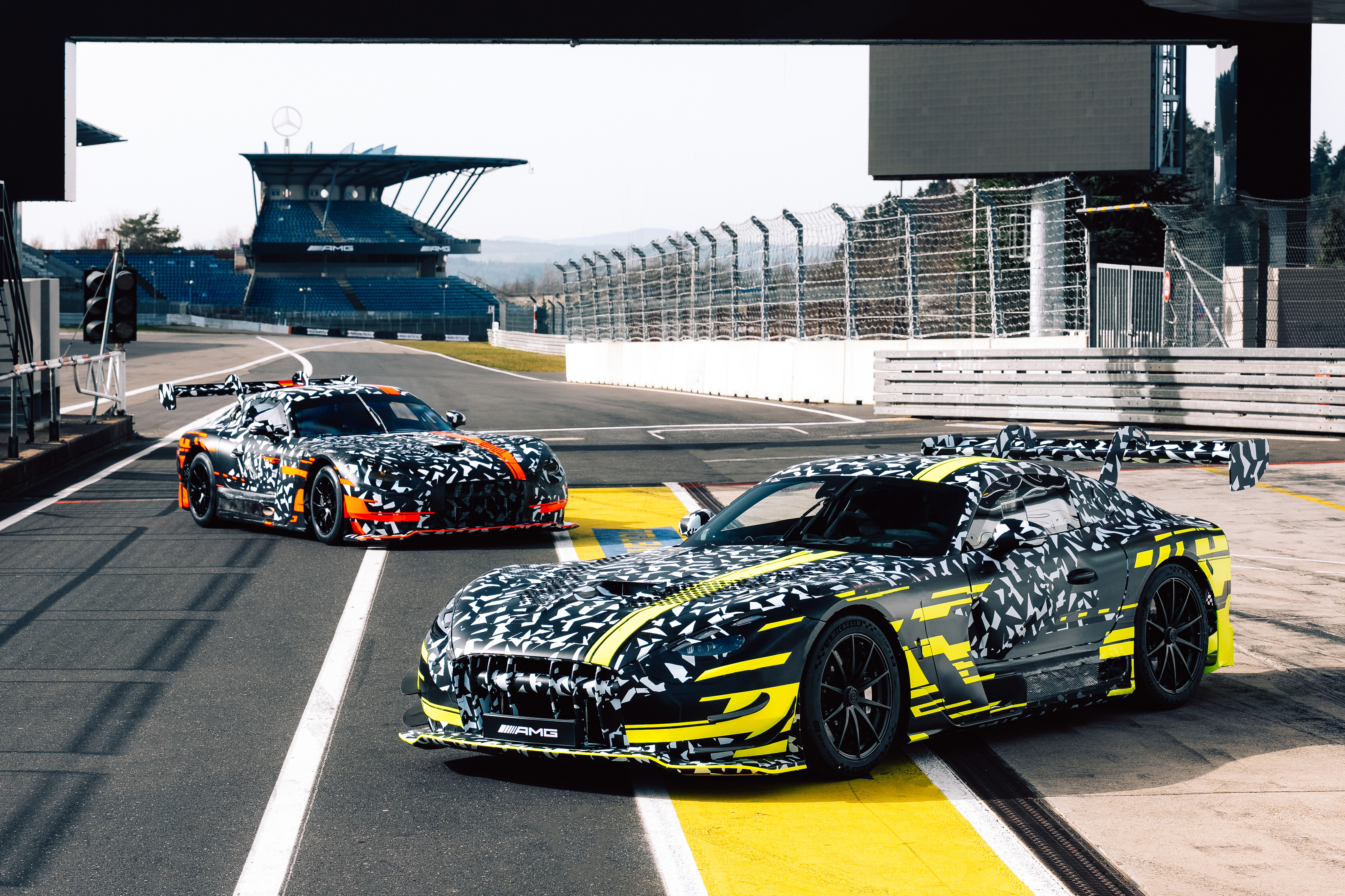 Twee extreme sportwagens, één platform: Mercedes-AMG presenteert de ...