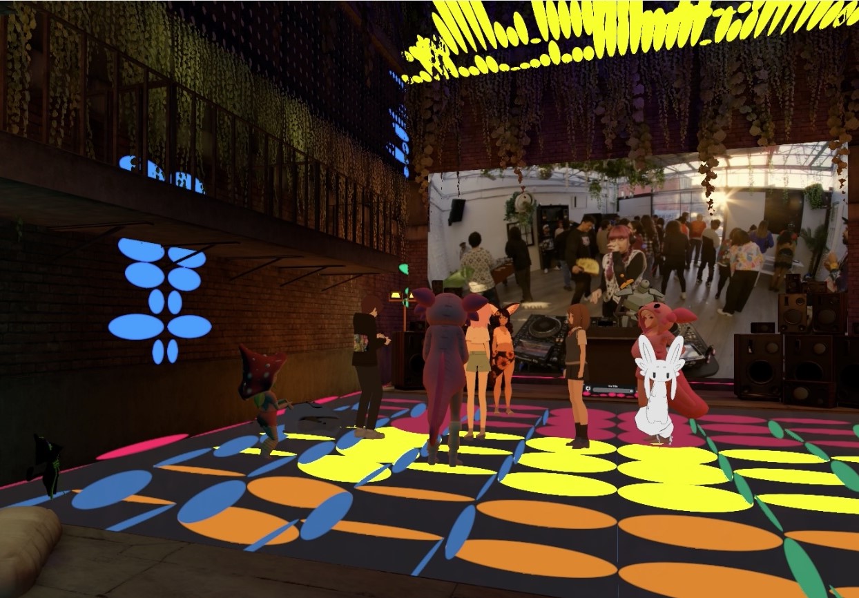 Connected Creativity: Inholland and Riga students build together in VR