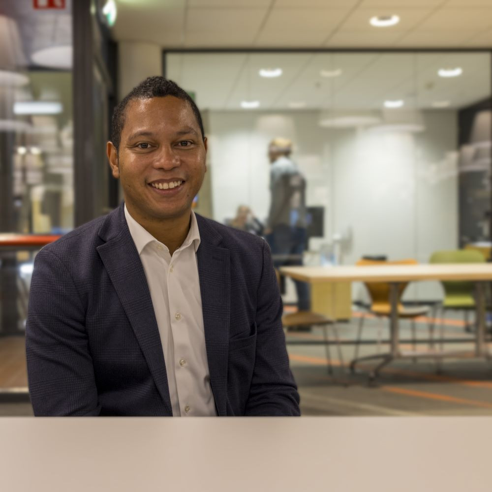 Rechtswinkel010 geeft advies vanuit Bibliotheek Rotterdam