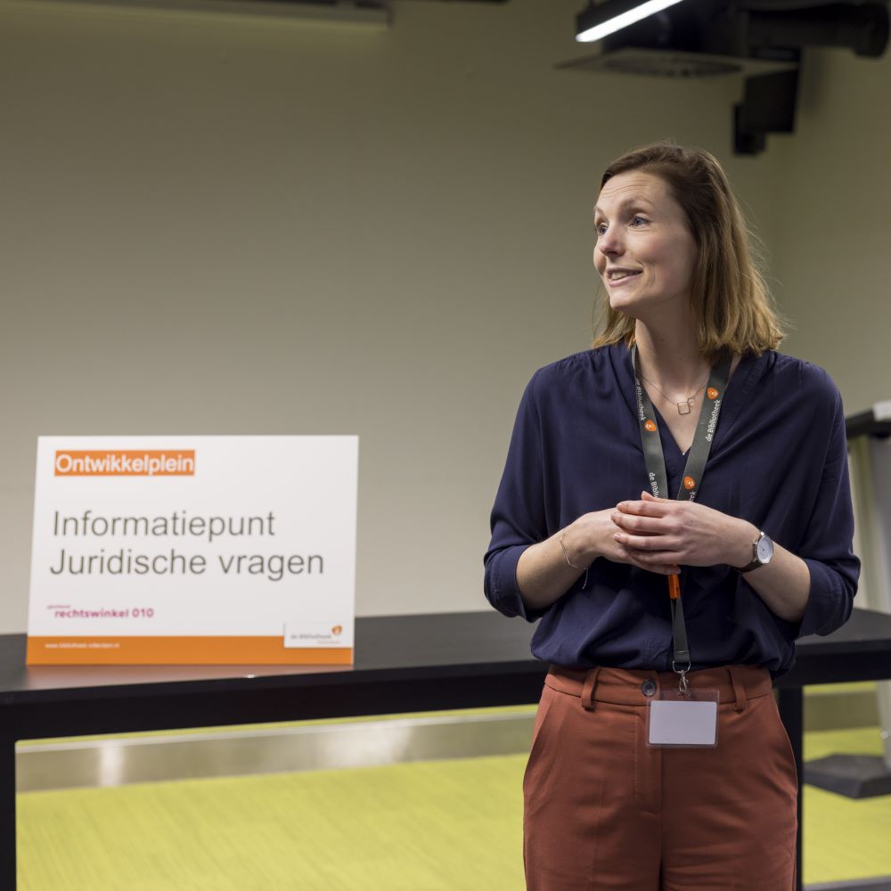 Rechtswinkel010 geeft advies vanuit Bibliotheek Rotterdam