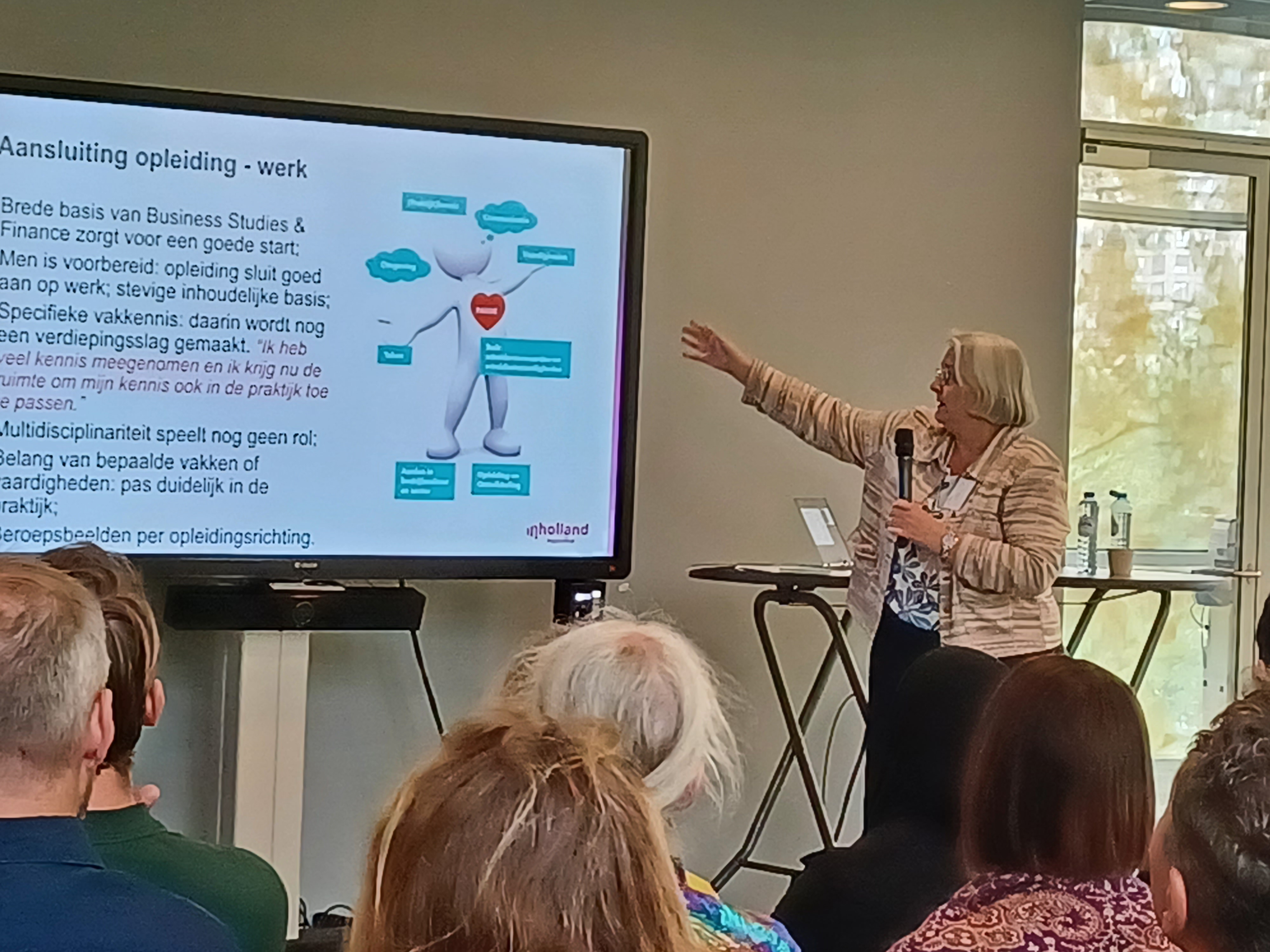 ‘Jongeren willen stabiliteit en ontwikkeling, niet werken als digital ...