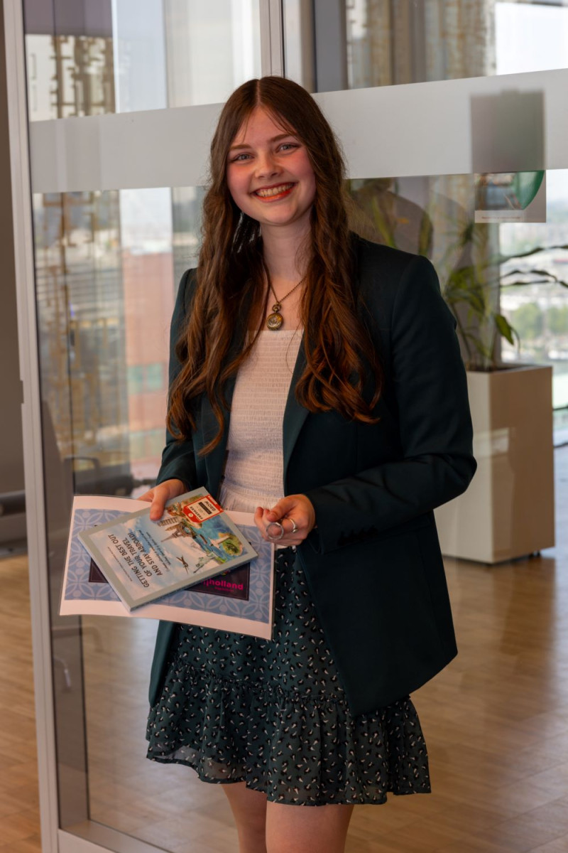 Blijdschap en bloemen bij uitreiking VSBfonds Beurzen
