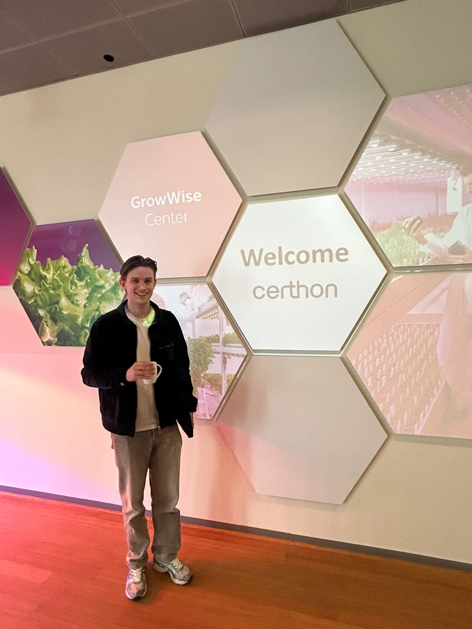 Van indoor farming tot business development