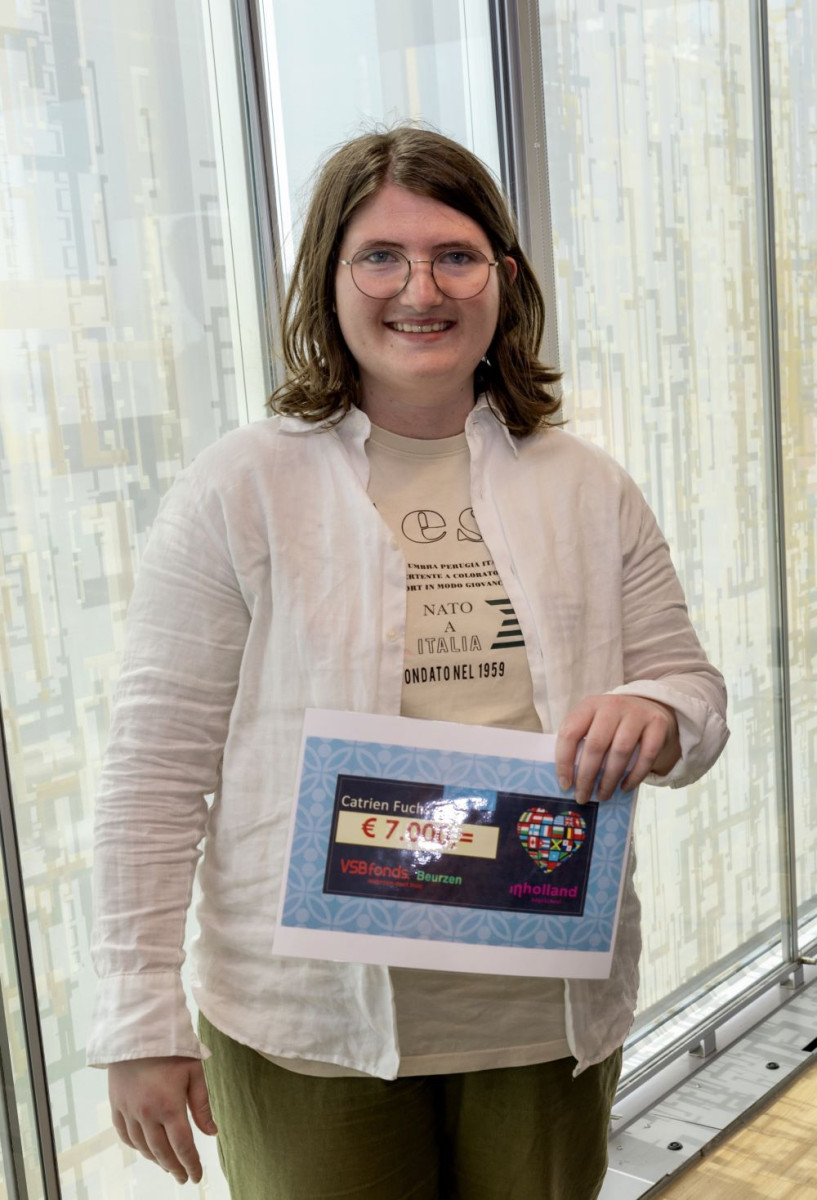 Blijdschap en bloemen bij uitreiking VSBfonds Beurzen