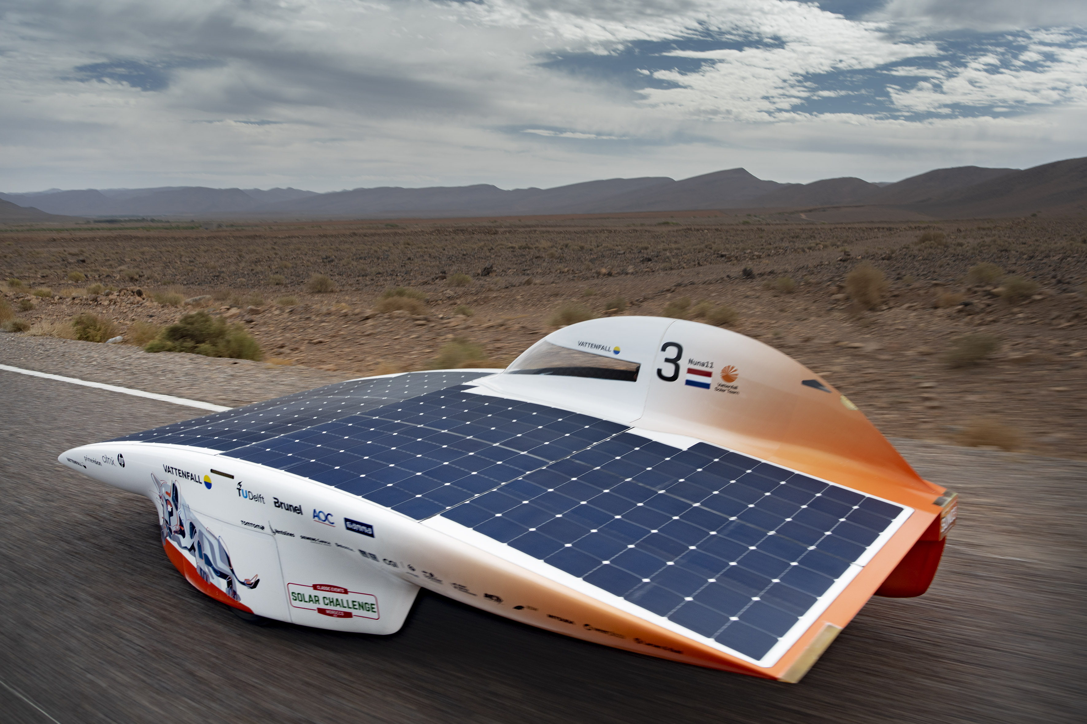 Student Ben Onland bouwt mee aan de nieuwe zonneauto van het Brunel Solar Team