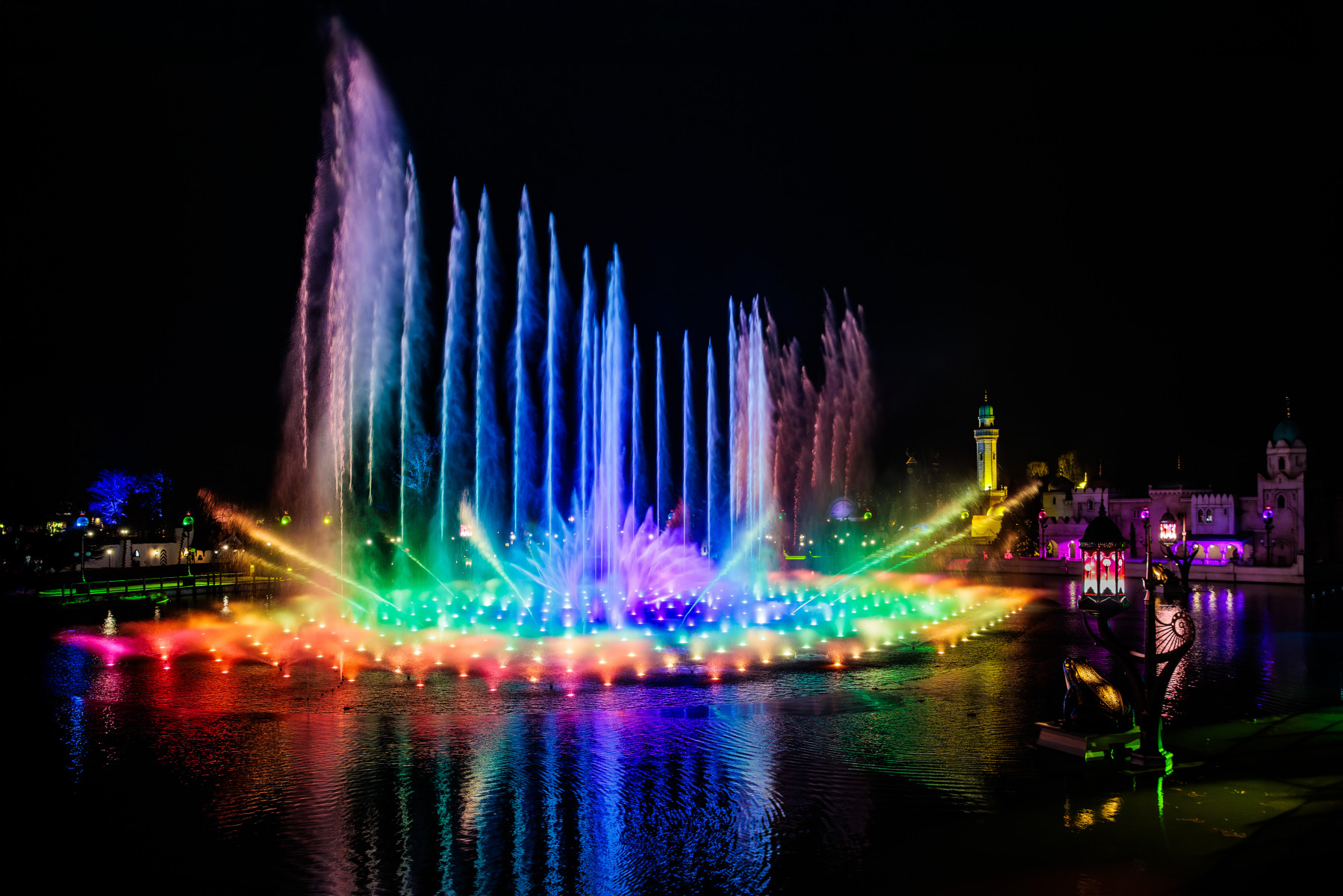 Nieuwe spectaculaire watershow Efteling Symphonica beleeft wonderlijke ...