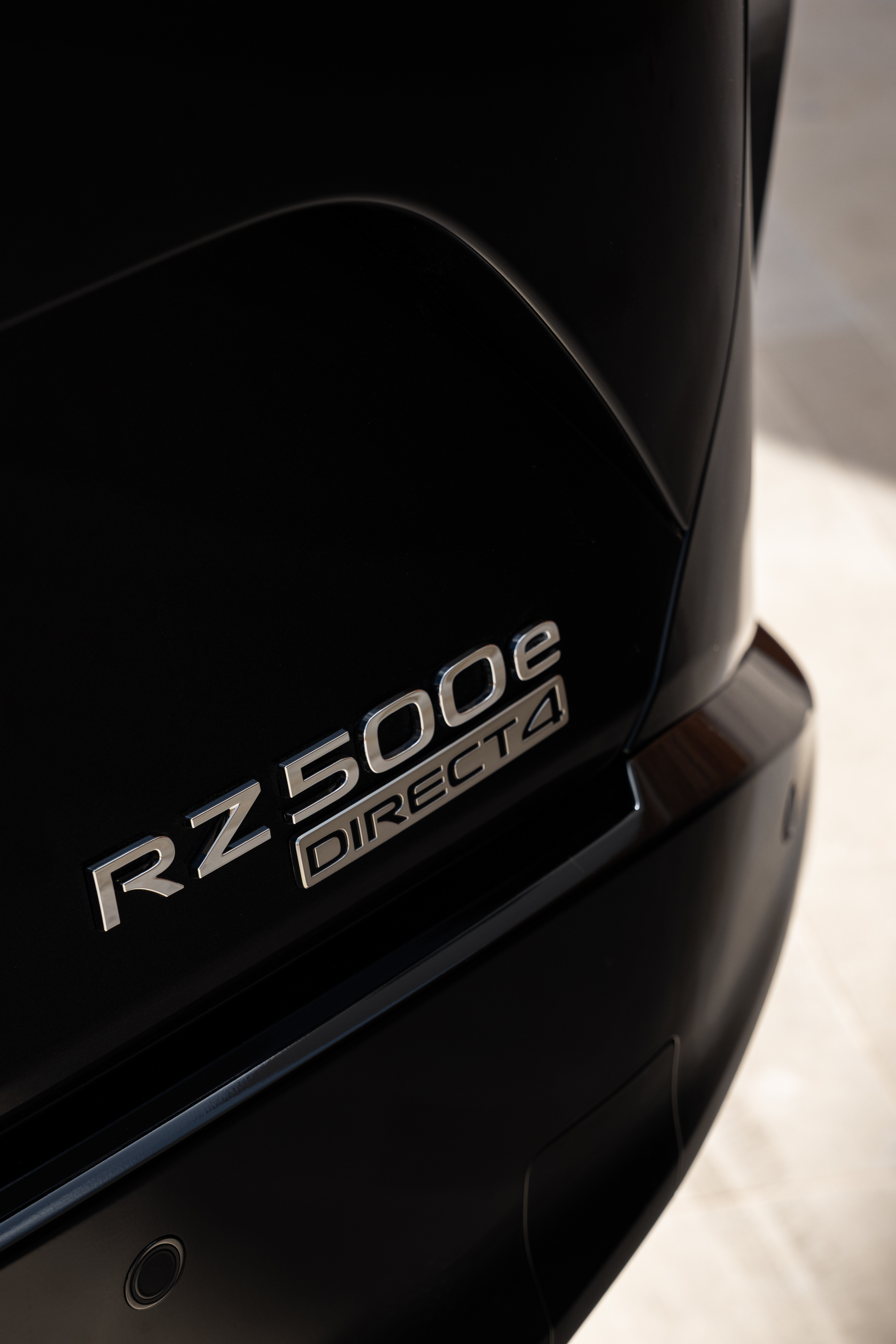 NUOVO LEXUS RZ: PIÙ POTENZA, EFFICIENZA E PIACERE DI GUIDA
