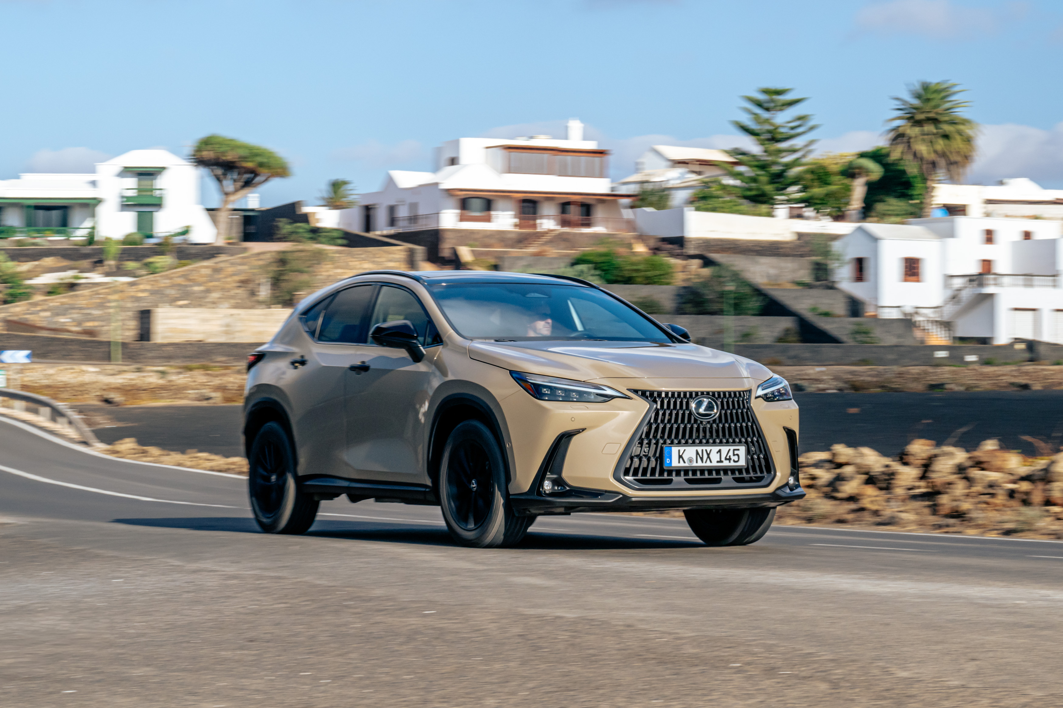 THE NEW NX OVERTRAIL: THE FEEL-GOOD LEXUS FOR MODERN LIFESTYLES