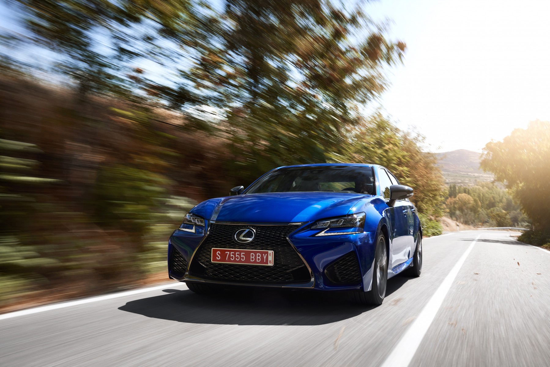 lexus-gs-f-blue-16.jpg