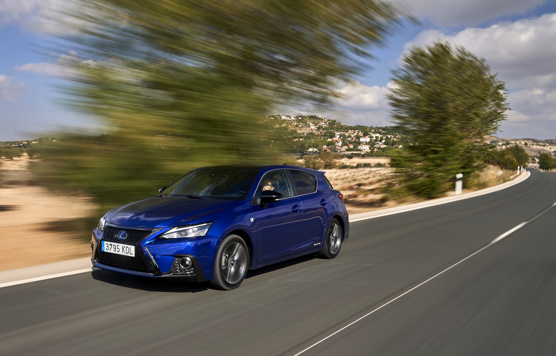 Lexus CT F SPORT Dynamic 1
