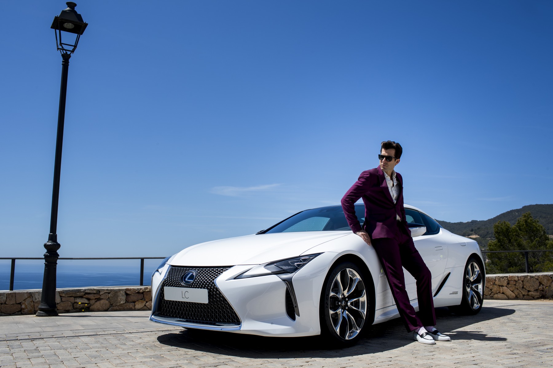 LEXUS AND MARK RONSON INVITE FANS TO PRODUCE THEIR OWN TRACK TO THE ...