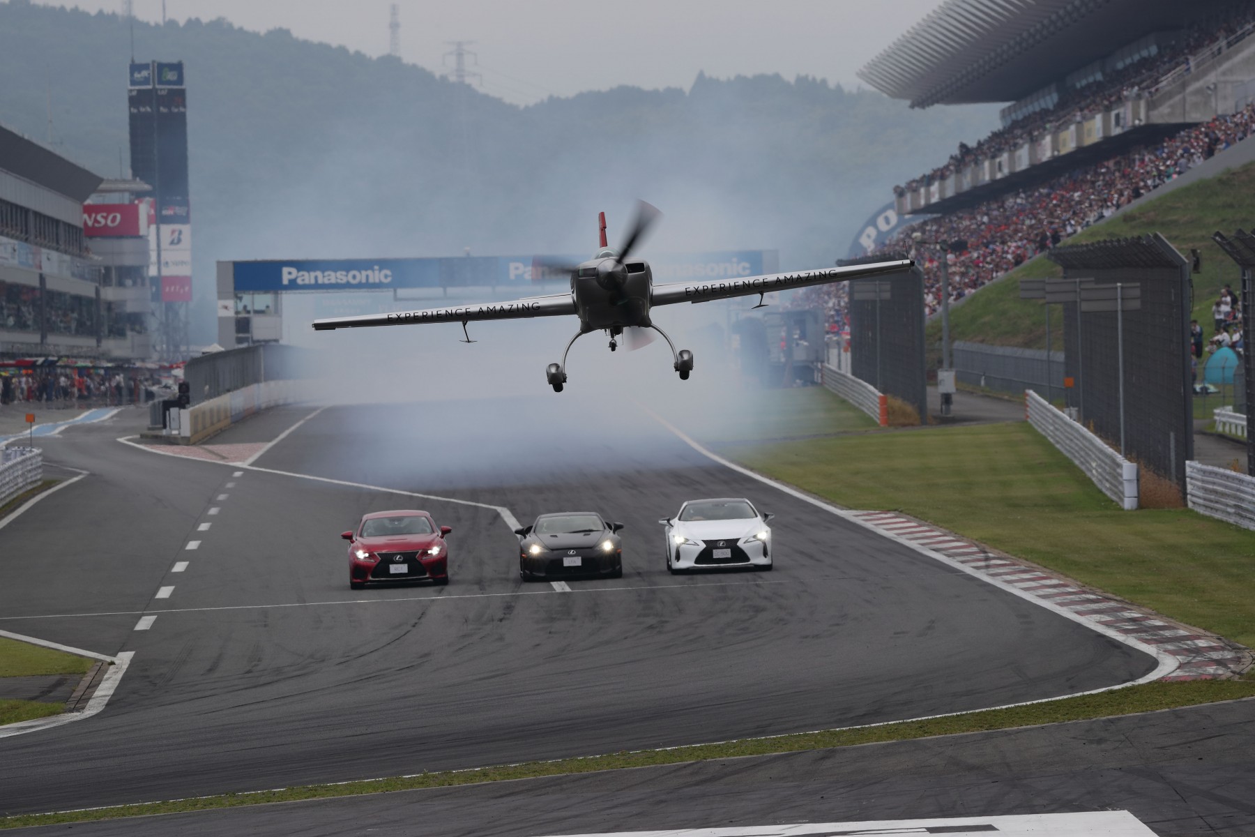 SUPER GT Round 5 FUJI GT 500 mile RACE One-Two Finish for LEXUS LC500 ...