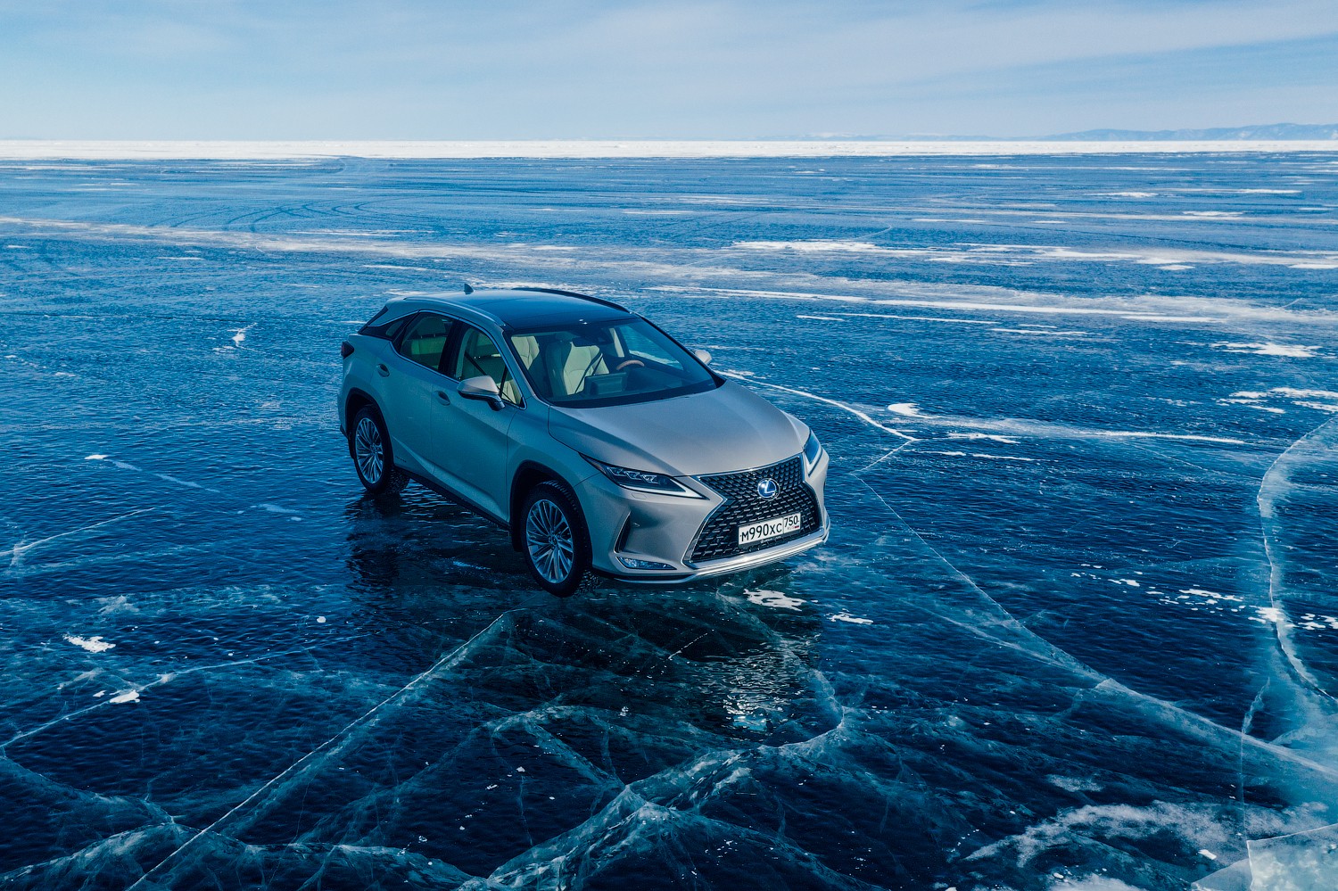 LEXUS MODELS EXCEL IN SIBERIAN ICE DRIVING ADVENTURE