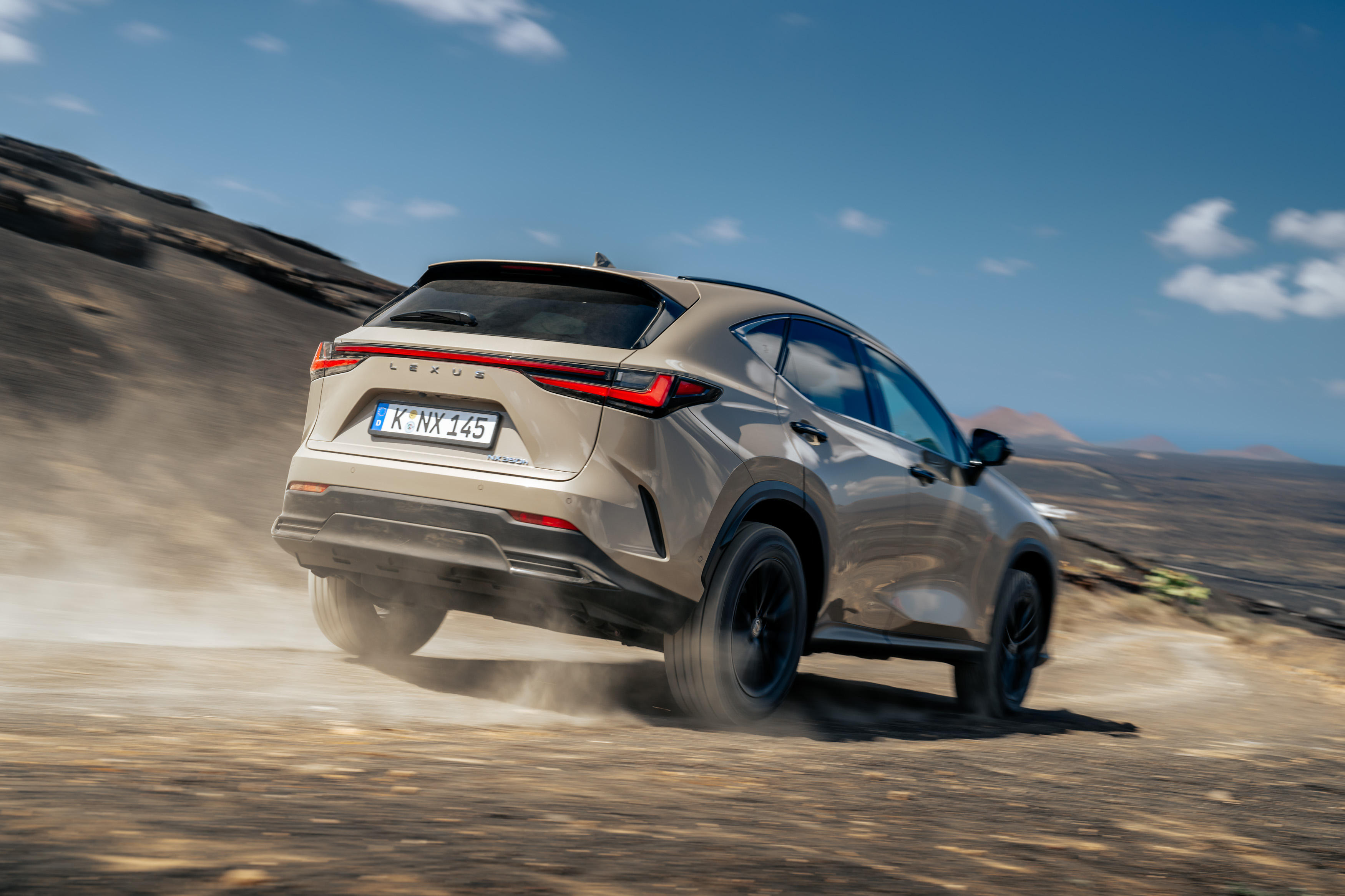 THE NEW NX OVERTRAIL: THE FEEL-GOOD LEXUS FOR MODERN LIFESTYLES