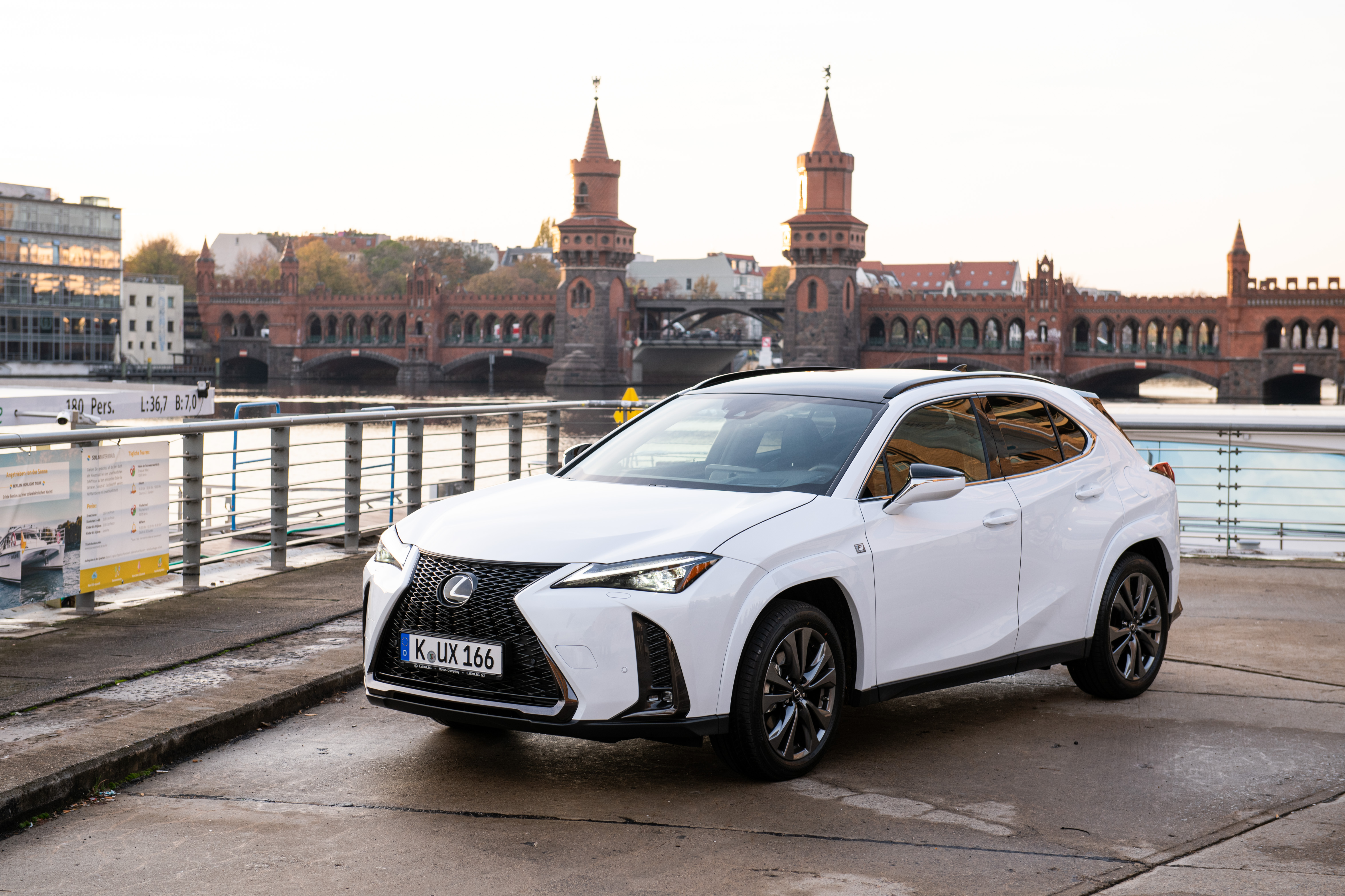 Nouveau Lexus UX : encore plus performant, plus connecté, plus premium