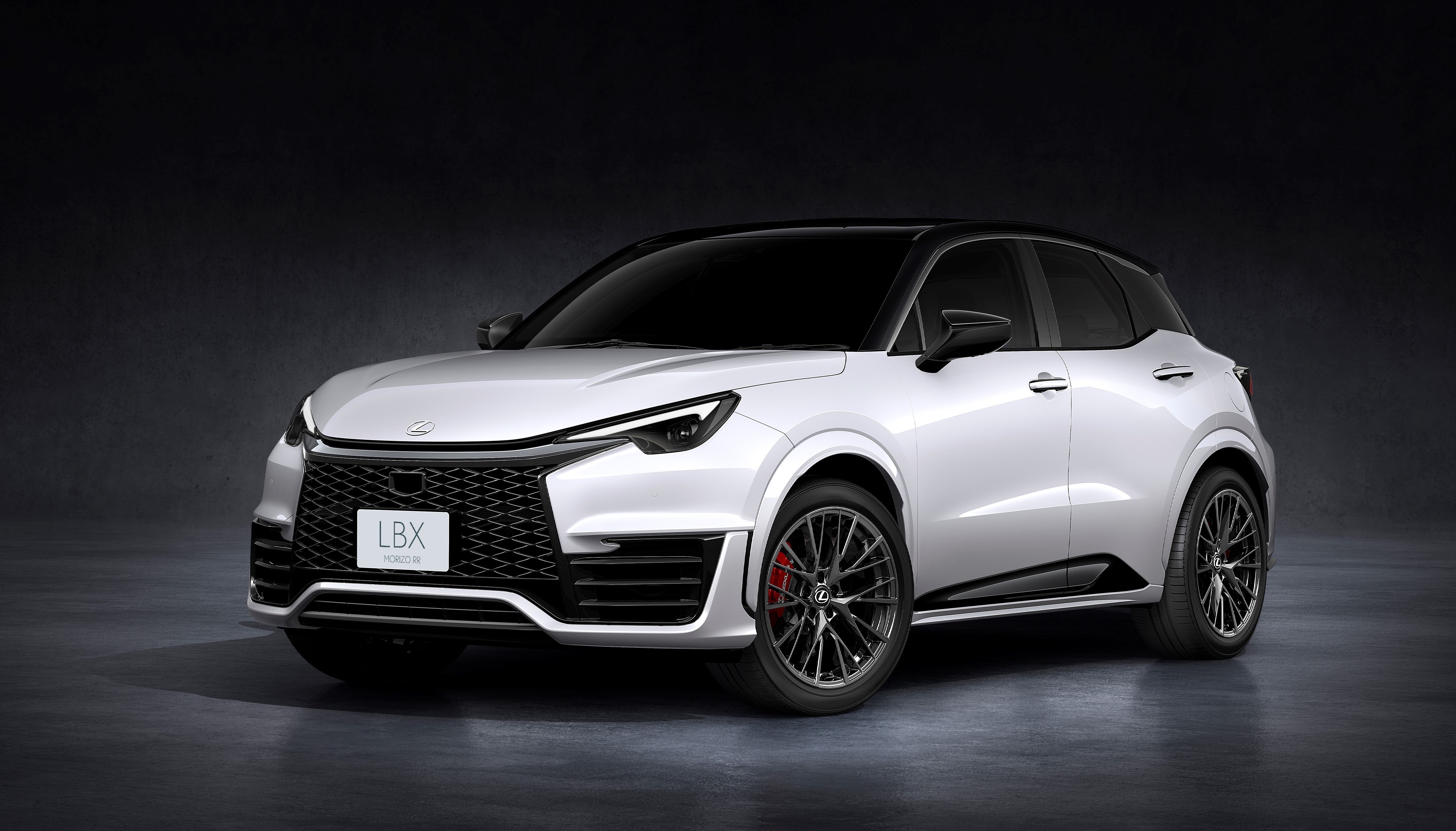 LE LBX MORIZO RR, UNE VERSION HAUTES PERFORMANCES DU SUV COMPACT LEXUS