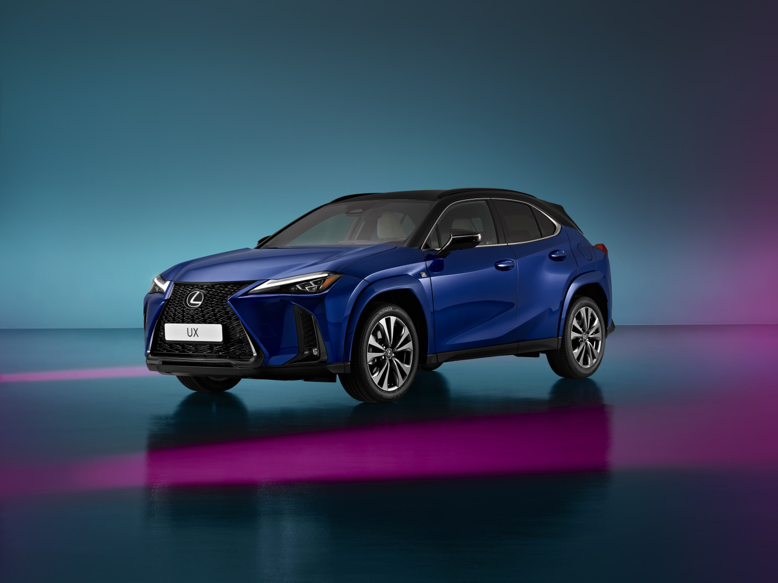 NUOVO LEXUS UX: IMPORTANTI MIGLIORAMENTI E PIÙ POTENZA NEL 2024
