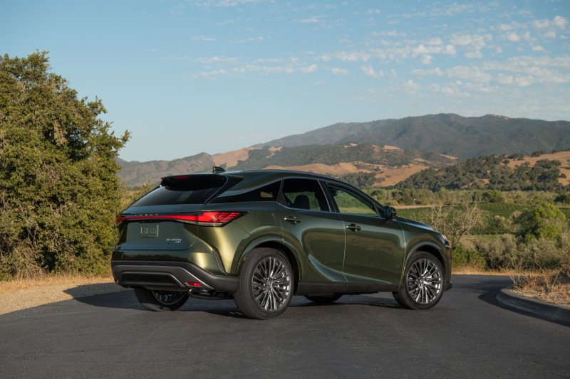 LEXUS RX (2025) : ENCORE MIEUX EQUIPÉ POUR TOUJOURS PLUS DE CONFORT ET ...