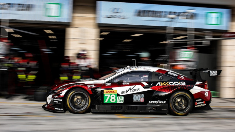 LE LEXUS RC F GT3 DE L’EQUIPE AKKODIS ASP AU PIED DU PODIUM DES 1 812 ...