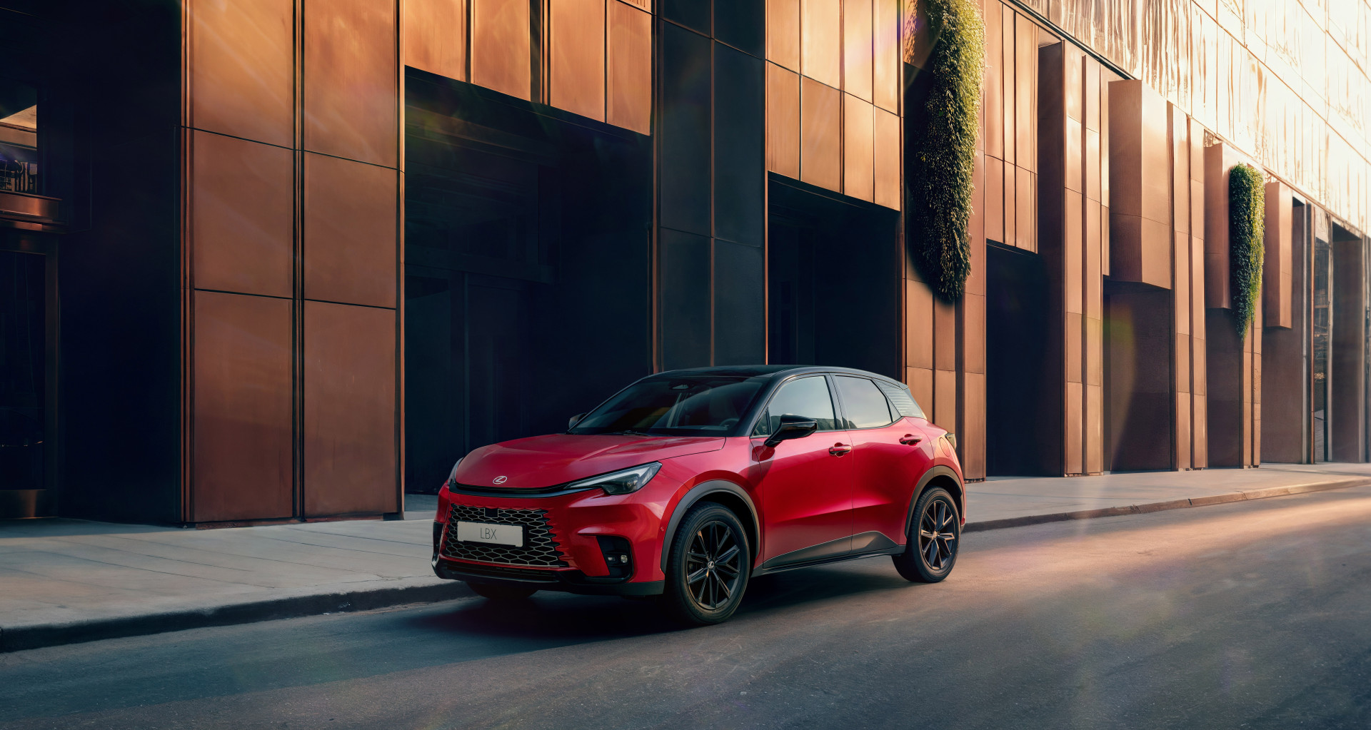 LEXUS LBX OFFERS MORE CHOICE AND STYLE WITH NEW VIBRANT EDITION