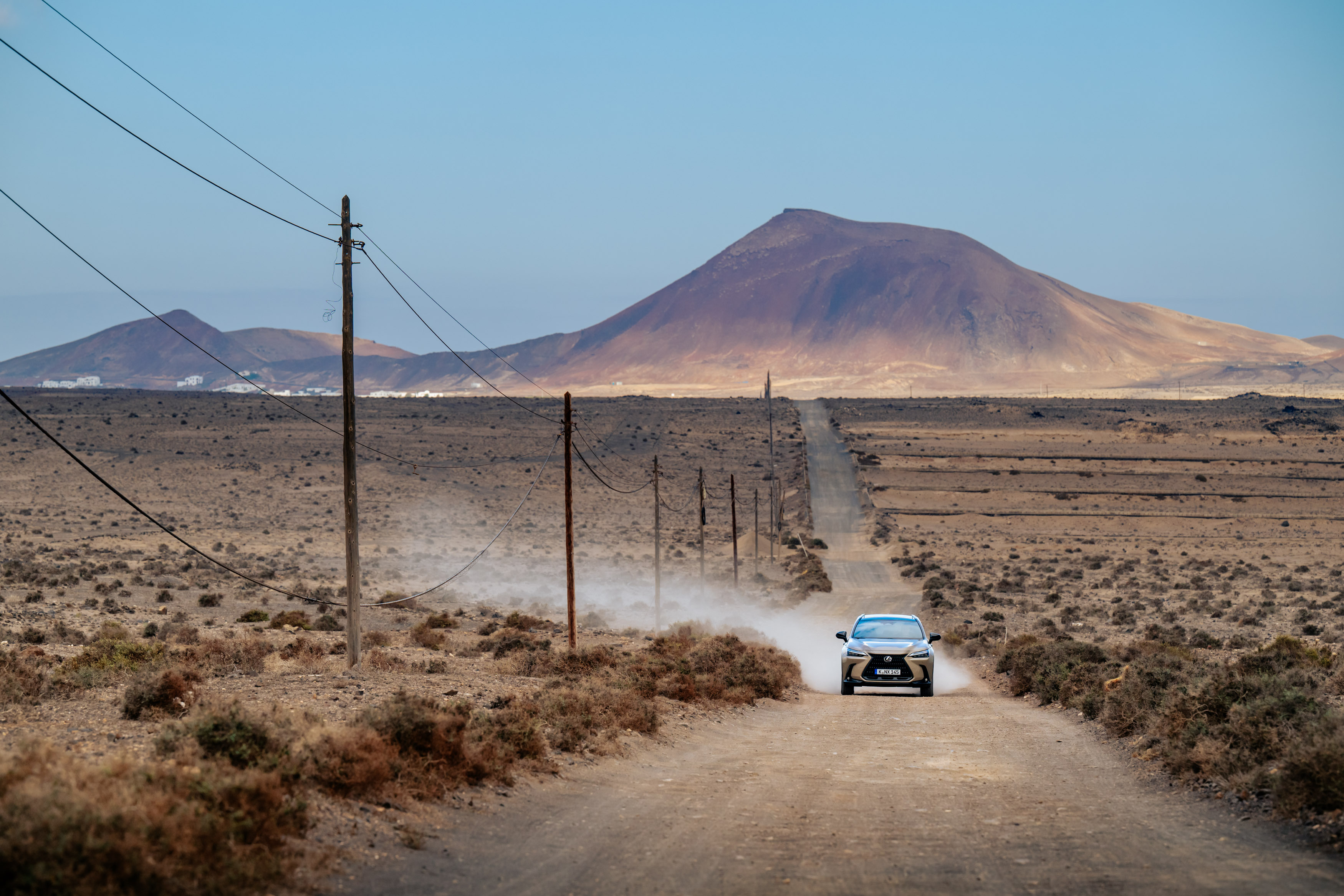 THE NEW NX OVERTRAIL: THE FEEL-GOOD LEXUS FOR MODERN LIFESTYLES
