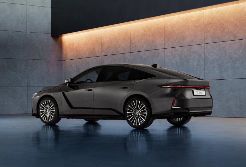 ALL-NEW LEXUS ES TAKES SEDAN STYLING, LUXURY AND REFINEMENT TO A HIGHER ...