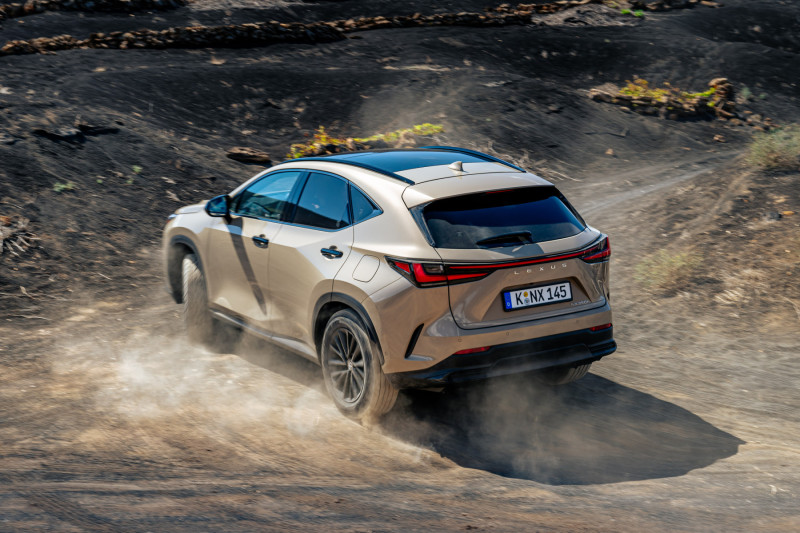 THE NEW NX OVERTRAIL: THE FEEL-GOOD LEXUS FOR MODERN LIFESTYLES