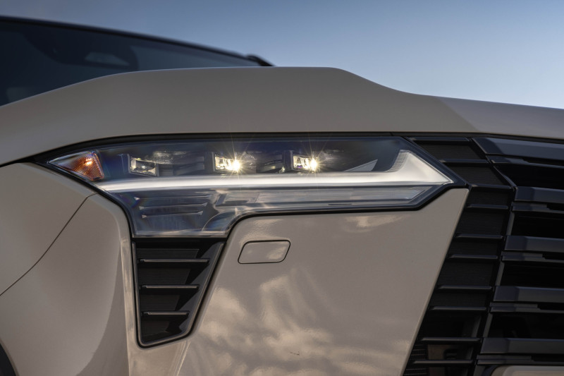 THE LEXUS GX: REDEFINING THE AUTHENTIC OFF-ROADER WITH LUXURY