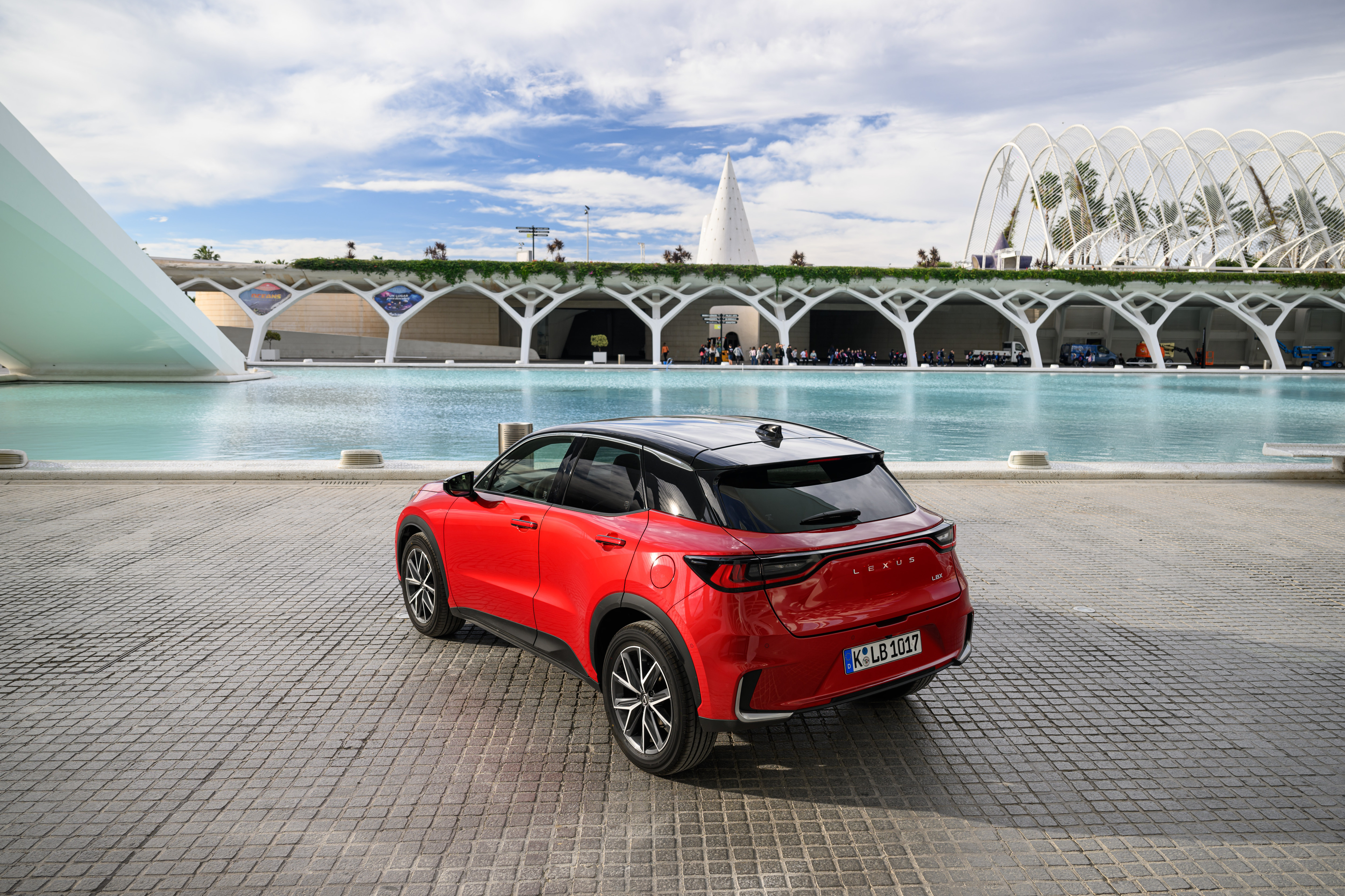 NOUVEAU LEXUS LBX : PREMIERS ESSAIS PRESSE