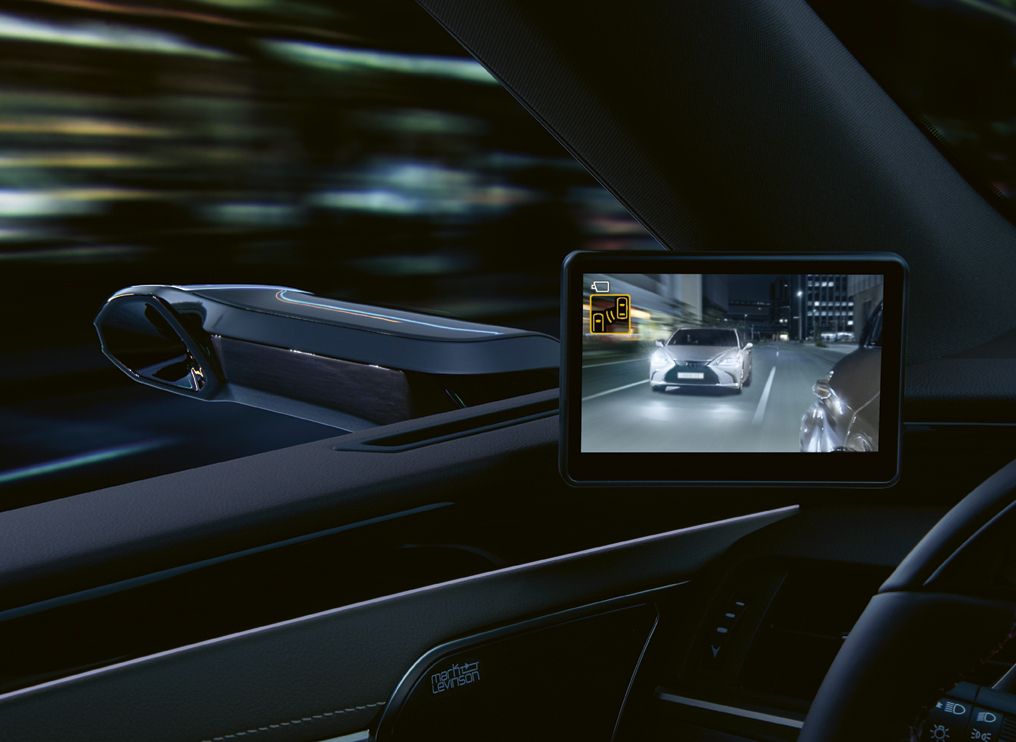 DIGITAL SIDE-VIEW MONITORS NOW AVAILABLE ON THE LEXUS ES LUXURY SEDAN ...