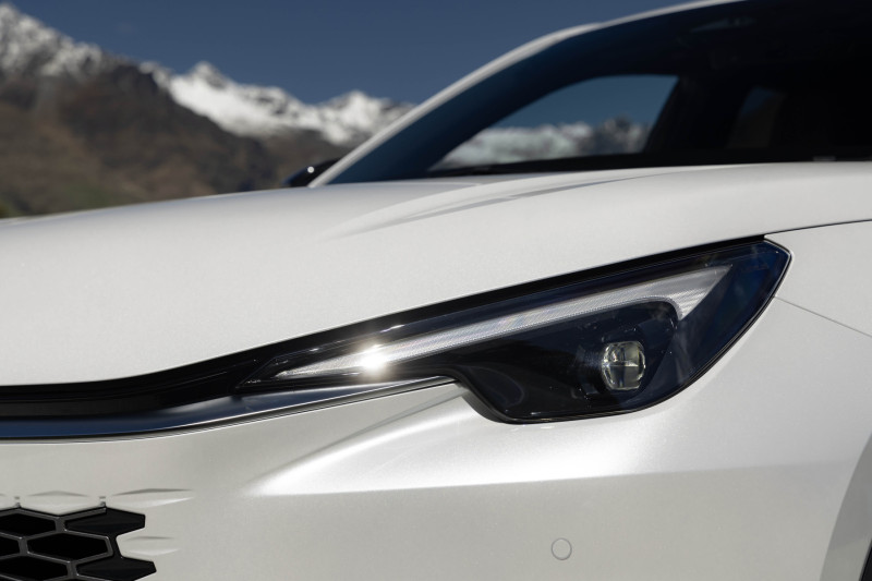 THE LEXUS LBX: REDEFINING CRAFTSMANSHIP LUXURY IN ITS CLASS