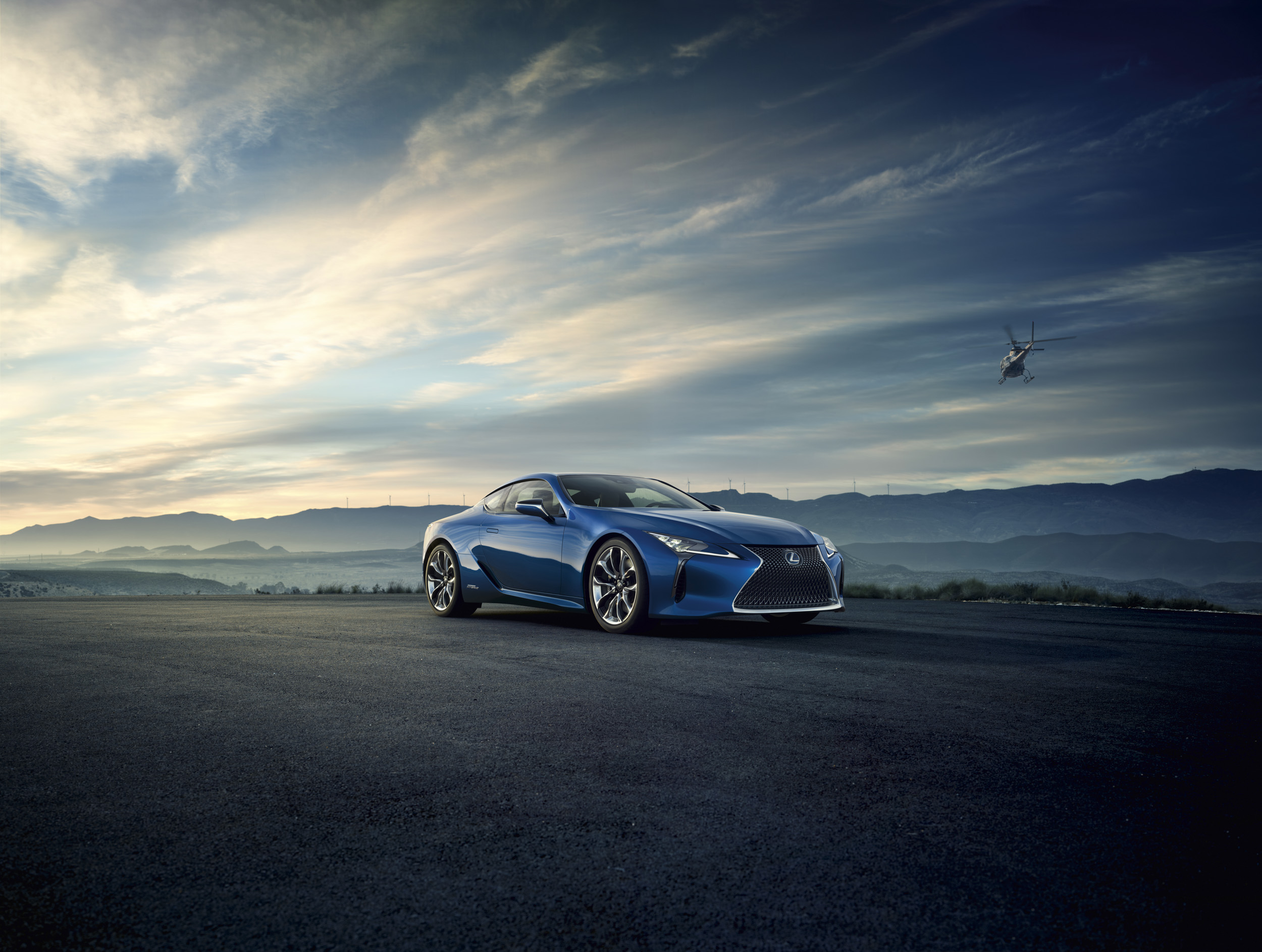 NATURE’S BRILLANCE CAPTURED - NEW LEXUS STRUCTURAL BLUE