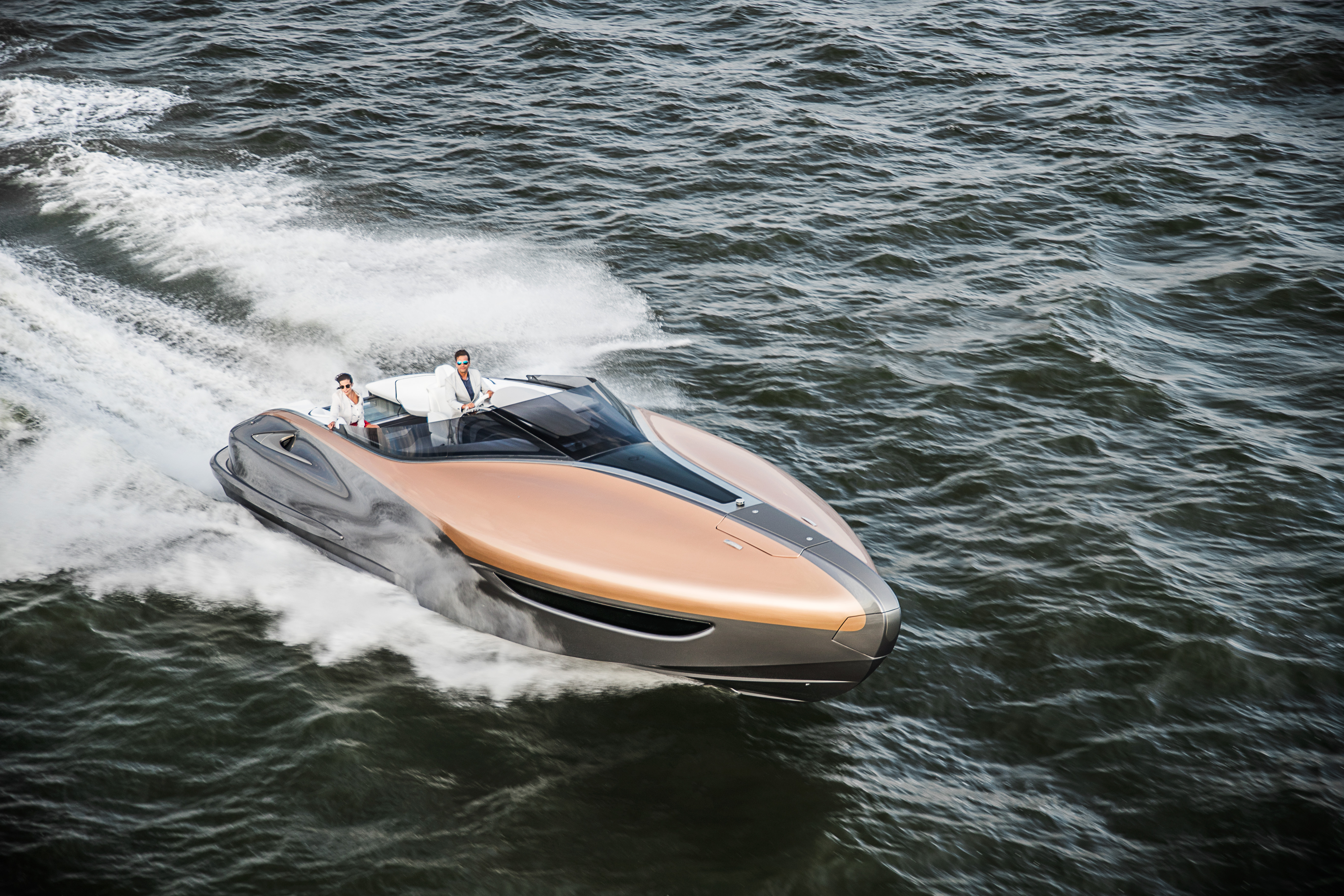 LEXUS REVEALS SPORT YACHT CONCEPT