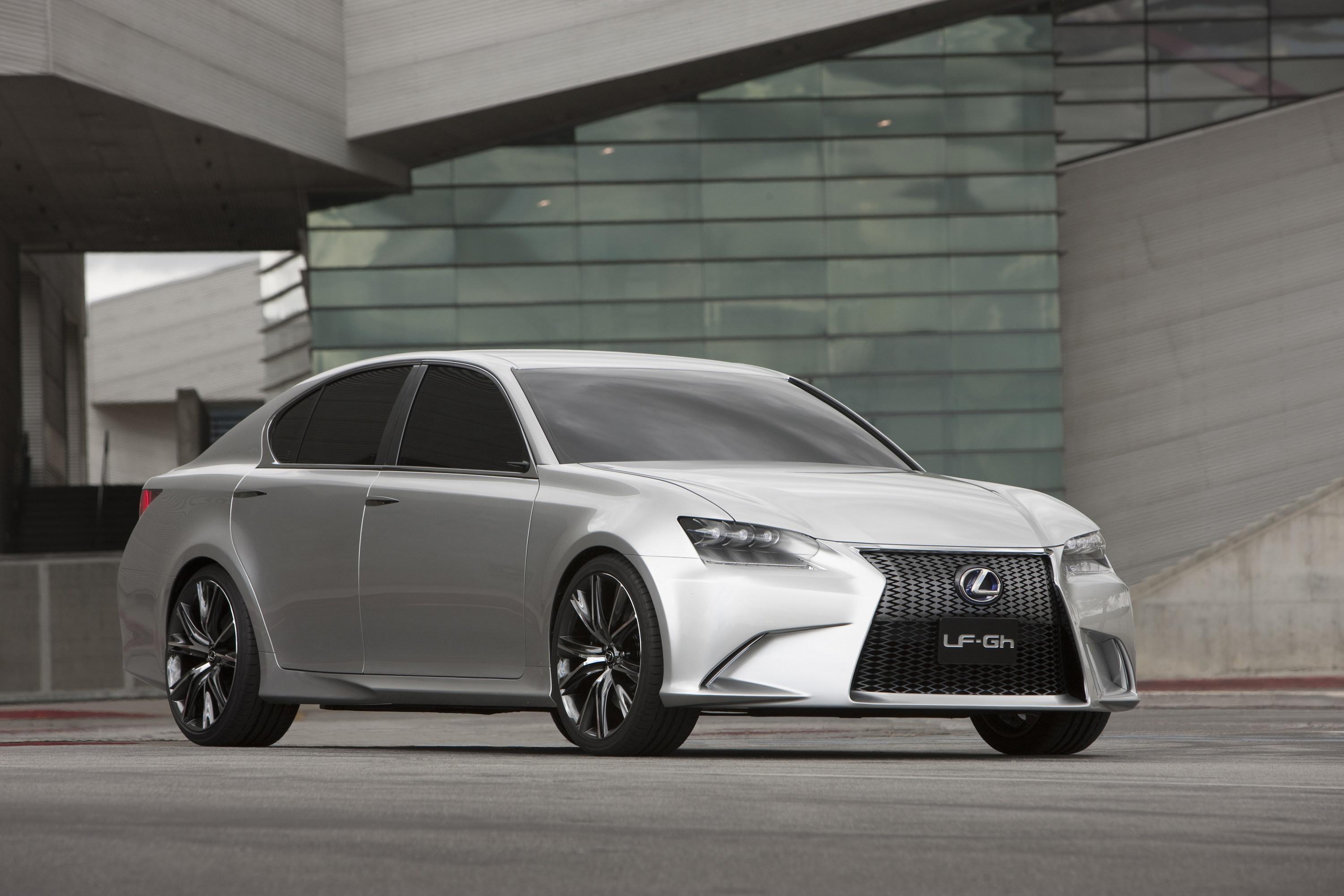 10 YEARS OF LEXUS DESIGN: FROM SPINDLE GRILLE TO SPINDLE BODY