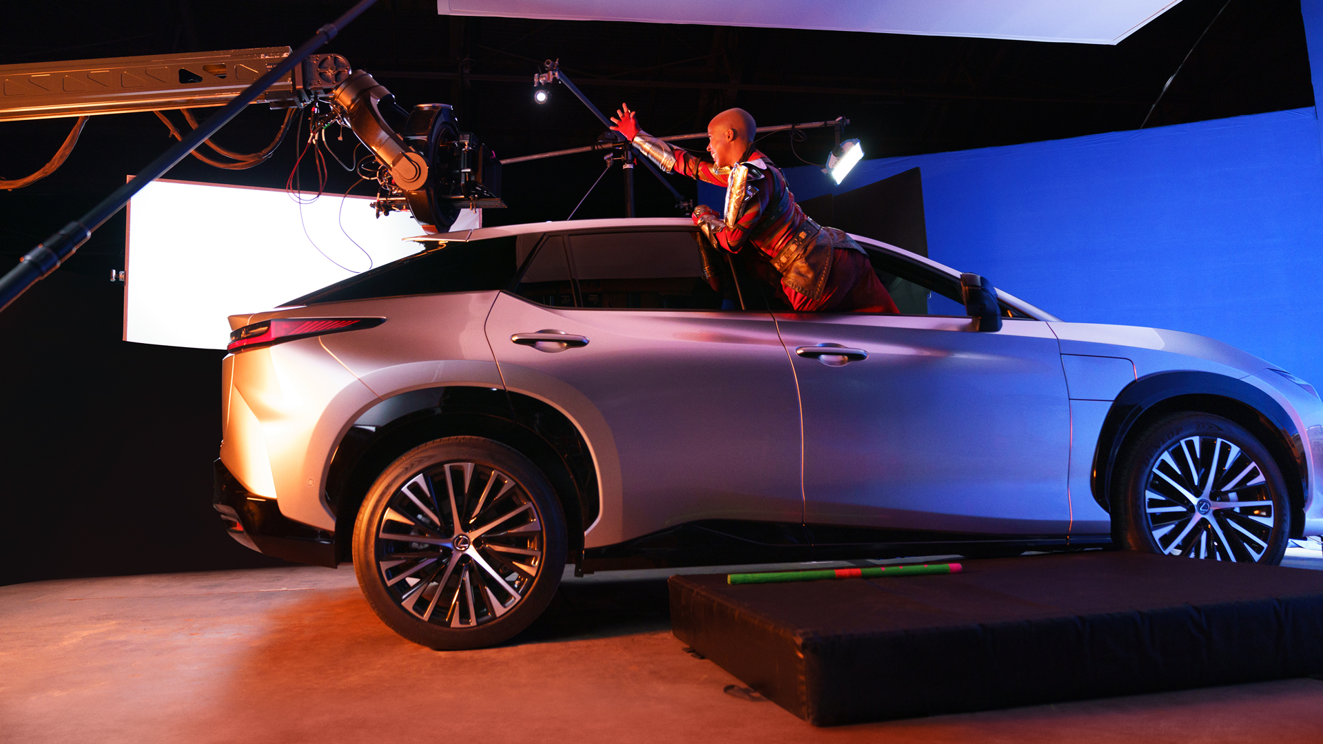 ALL-NEW LEXUS RZ 450e ELECTRIFIES IN MARVEL STUDIOS’ “BLACK PANTHER: WAKANDA FOREVER” AD SPOTS