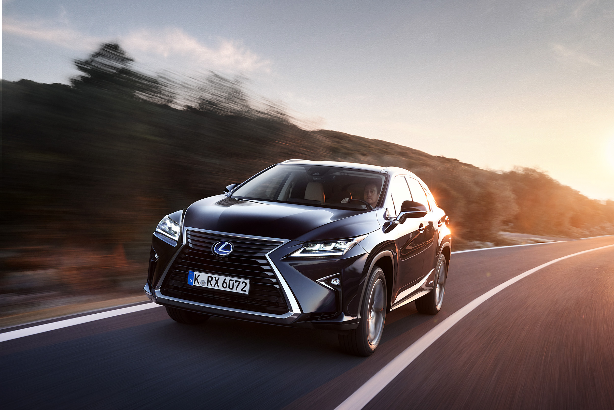 LEXUS PROPOSE LA NOUVELLE IS 300h EN VERSION SPORT ÉDITION