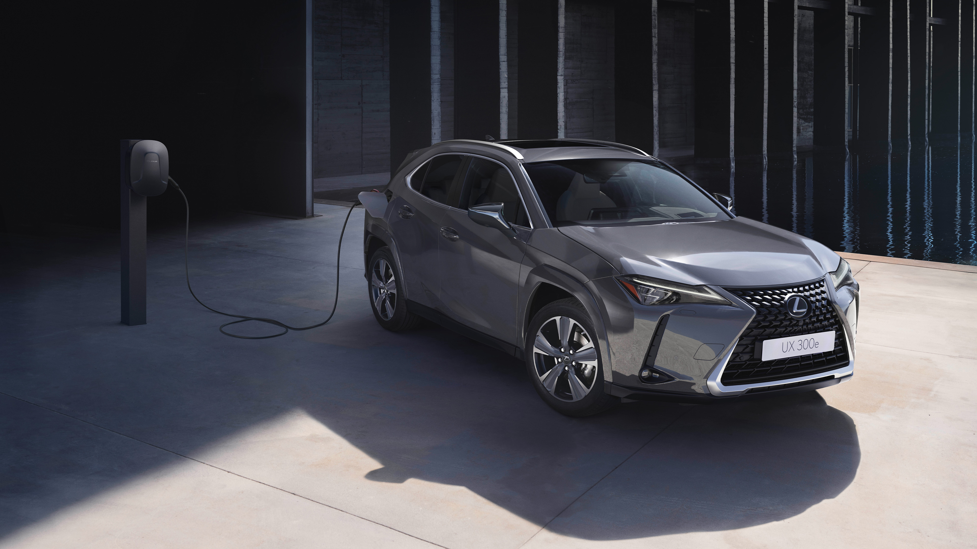 LEXUS UX 300e UPGRADED WITH 40% EXTENDED RANGE