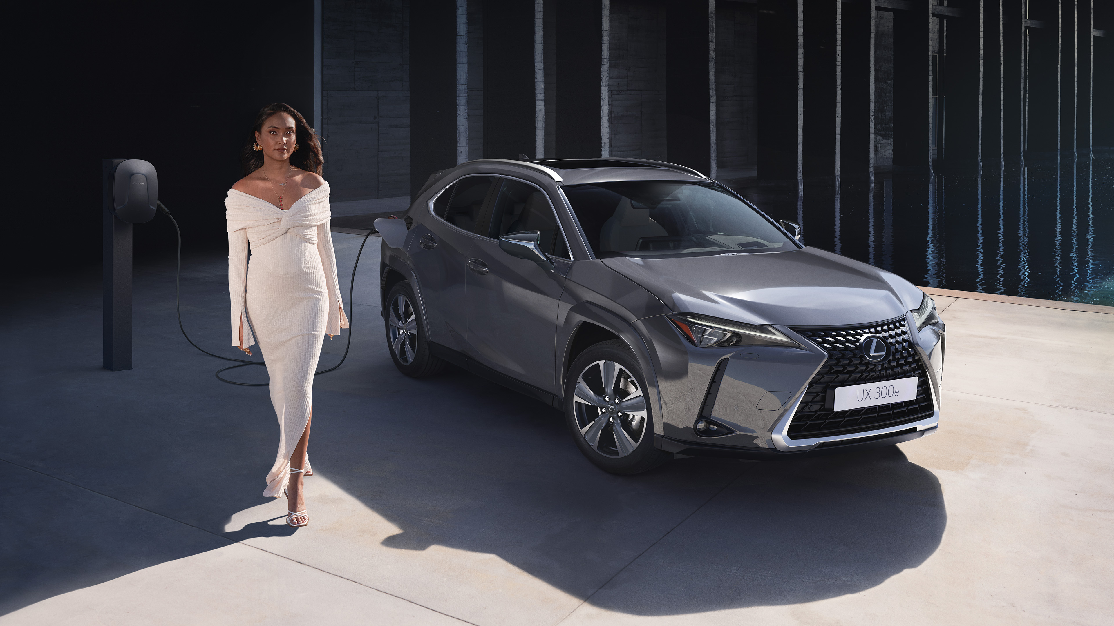 Nouveau Lexus UX 300e : 450 km d'autonomie