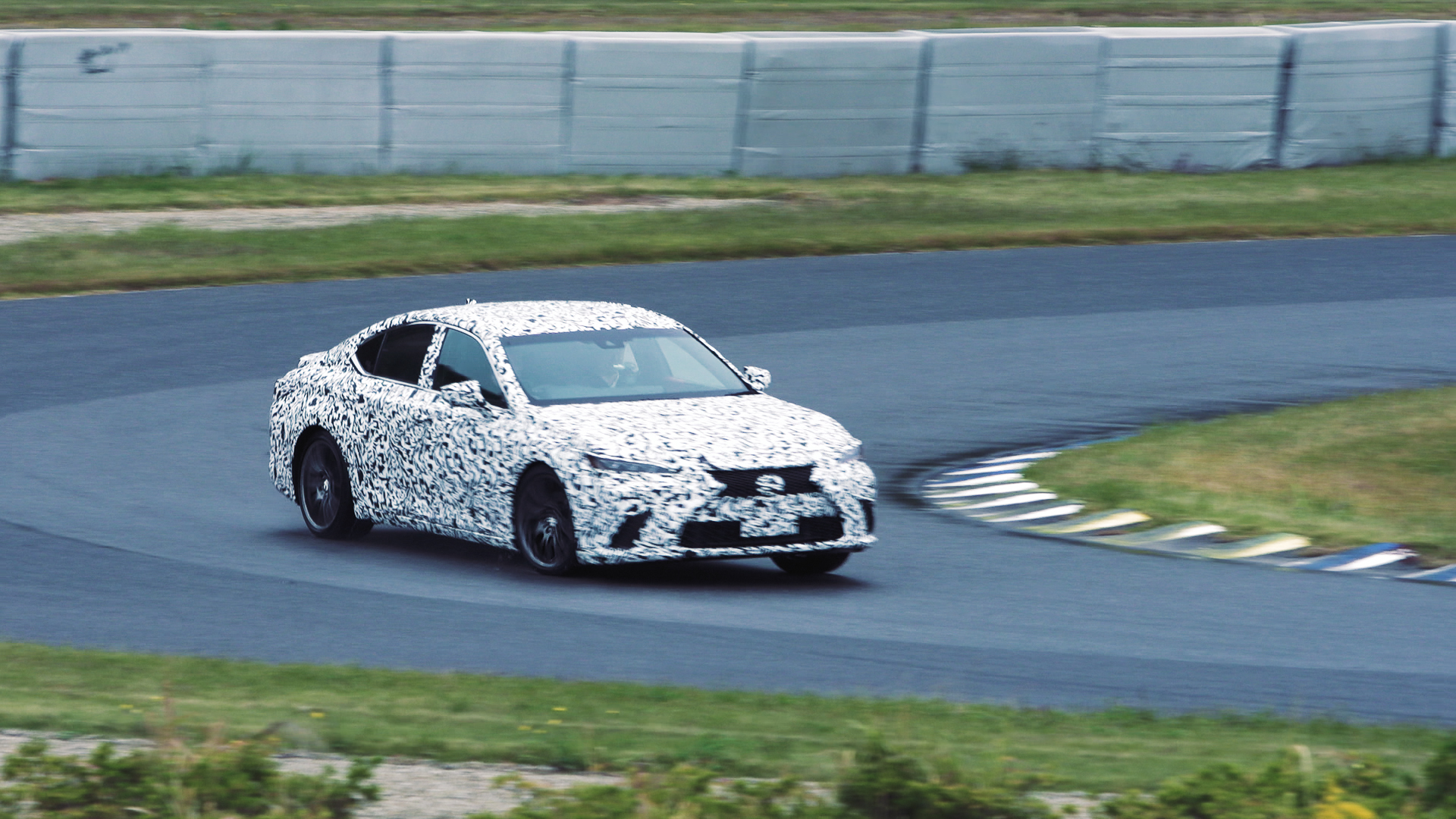 LEXUS REVEALS DIRECT4 NEXT-GENERATION ELECTRIC DRIVE CONTROL TECHNOLOGY