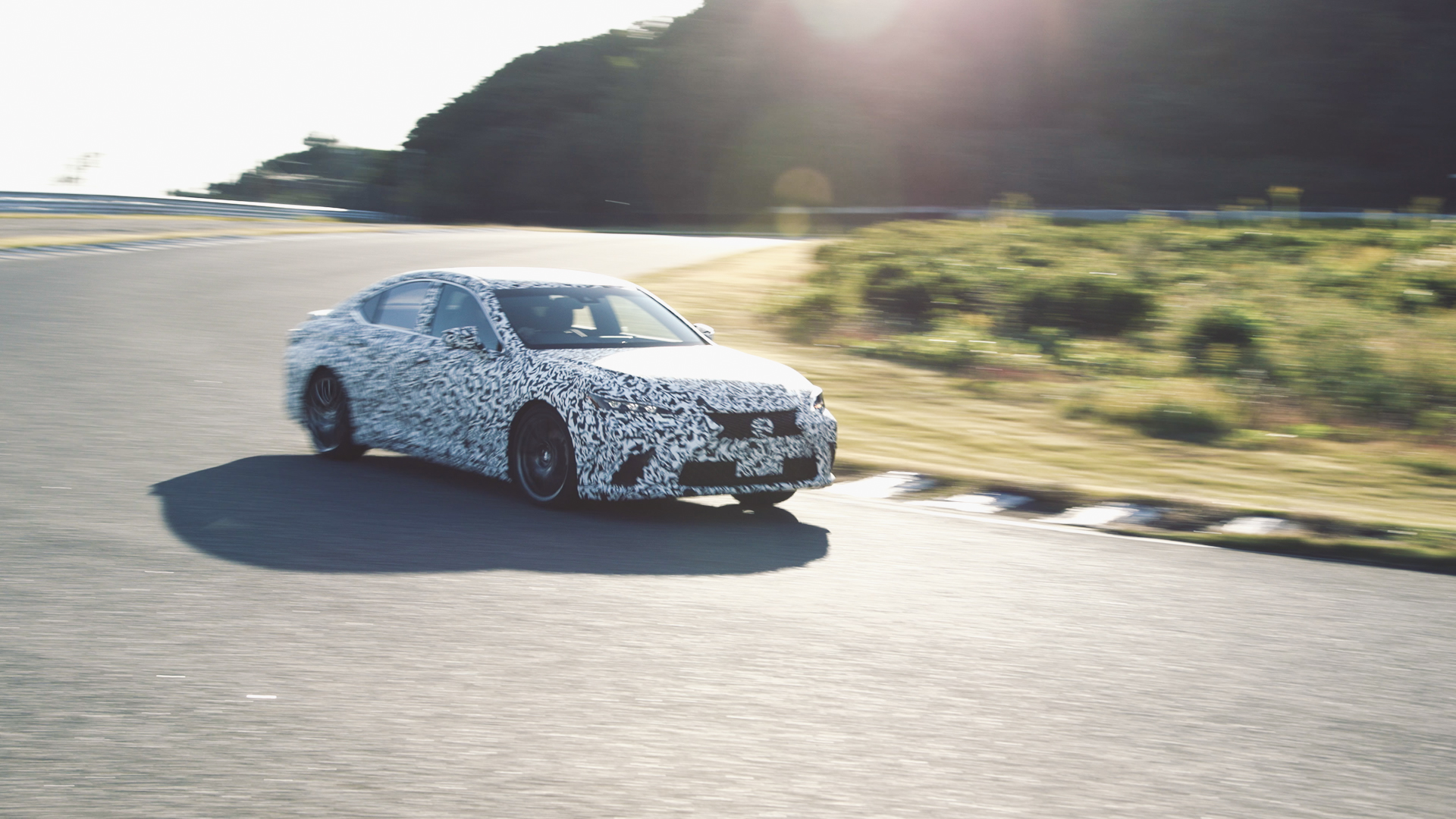 LEXUS REVEALS DIRECT4 NEXT-GENERATION ELECTRIC DRIVE CONTROL TECHNOLOGY
