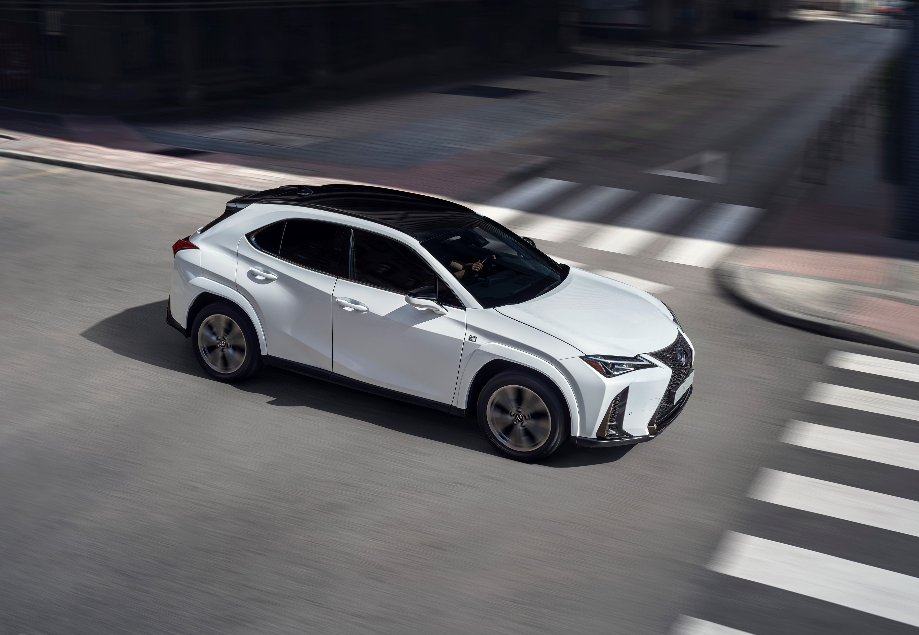 LEXUS UX UPGRADES DELIVER NEW TECH, IMPROVED HANDLING AND MORE CHOICE