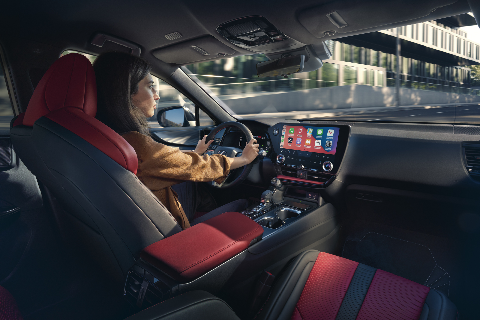 Prenez les rênes du nouveau Lexus NX grâce au cockpit Tazuna