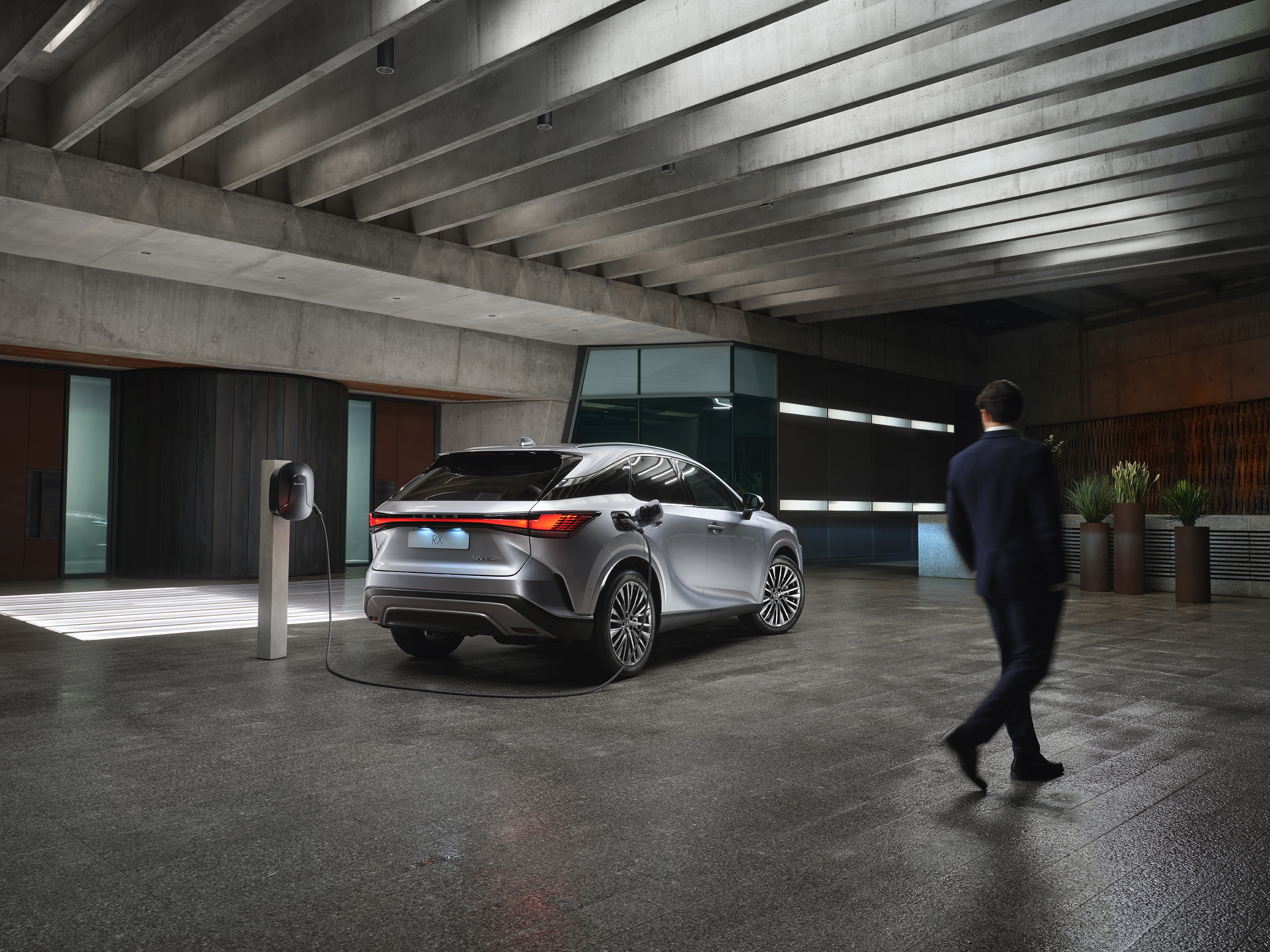 GO FURTHER, DO MORE WITH THE ALL-NEW LEXUS RX 450h+ PLUG-IN HYBRID ELECTRIC