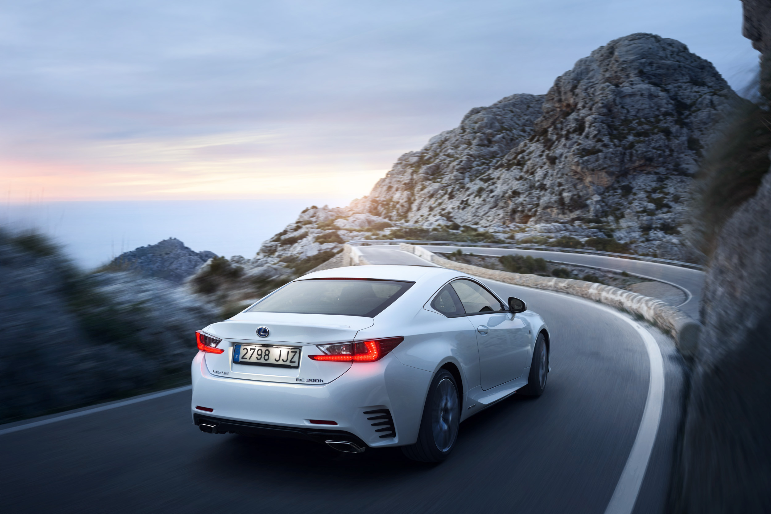 COUPÉ LEXUS RC – DOSSIER DE PRESSE
