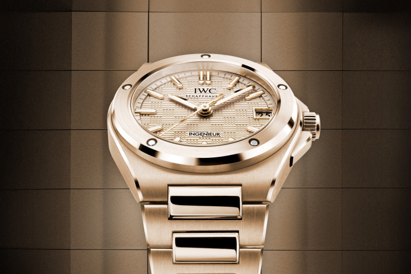 THE IWC SCHAFFHAUSEN INGENIEUR AUTOMATIC 35 WITH A 35 MM CASE DIAMETER