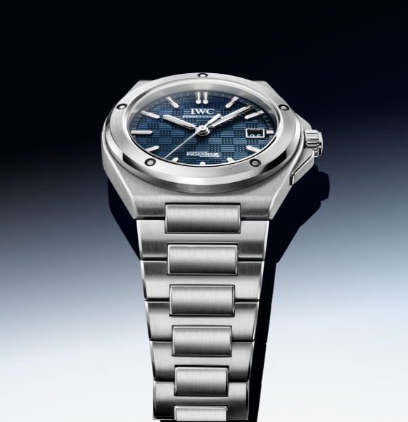 IWC SCHAFFHAUSEN PRESENTA EL INGENIEUR AUTOMÁTICO 40 CON ESFERA AZUL
