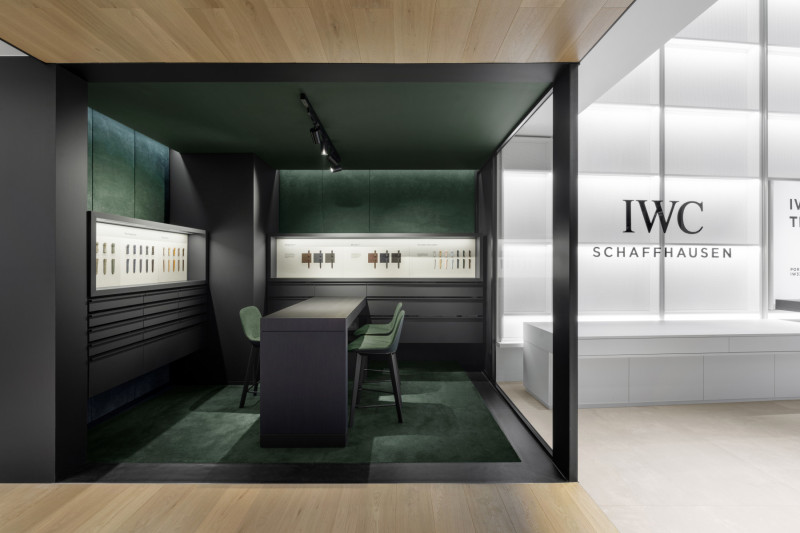 IWC SCHAFFHAUSEN OPENS A NEW FLAGSHIP BOUTIQUE IN THE HEART OF AMSTERDAM