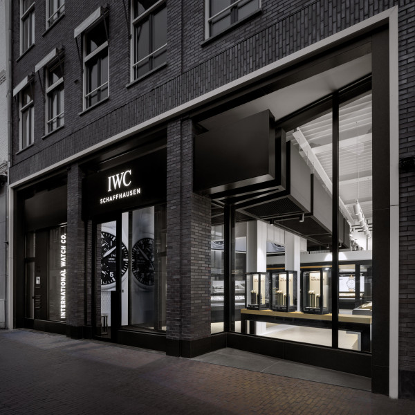 IWC SCHAFFHAUSEN OPENS A NEW FLAGSHIP BOUTIQUE IN THE HEART OF AMSTERDAM