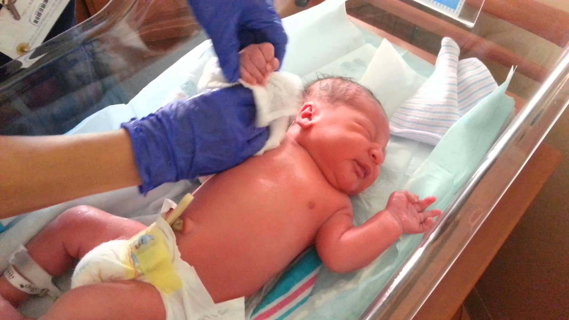 In No Hurry The Advantages Of Delayed Bathing For Newborns In No Hurry The Advantages Of Delayed Bathing For Newborns