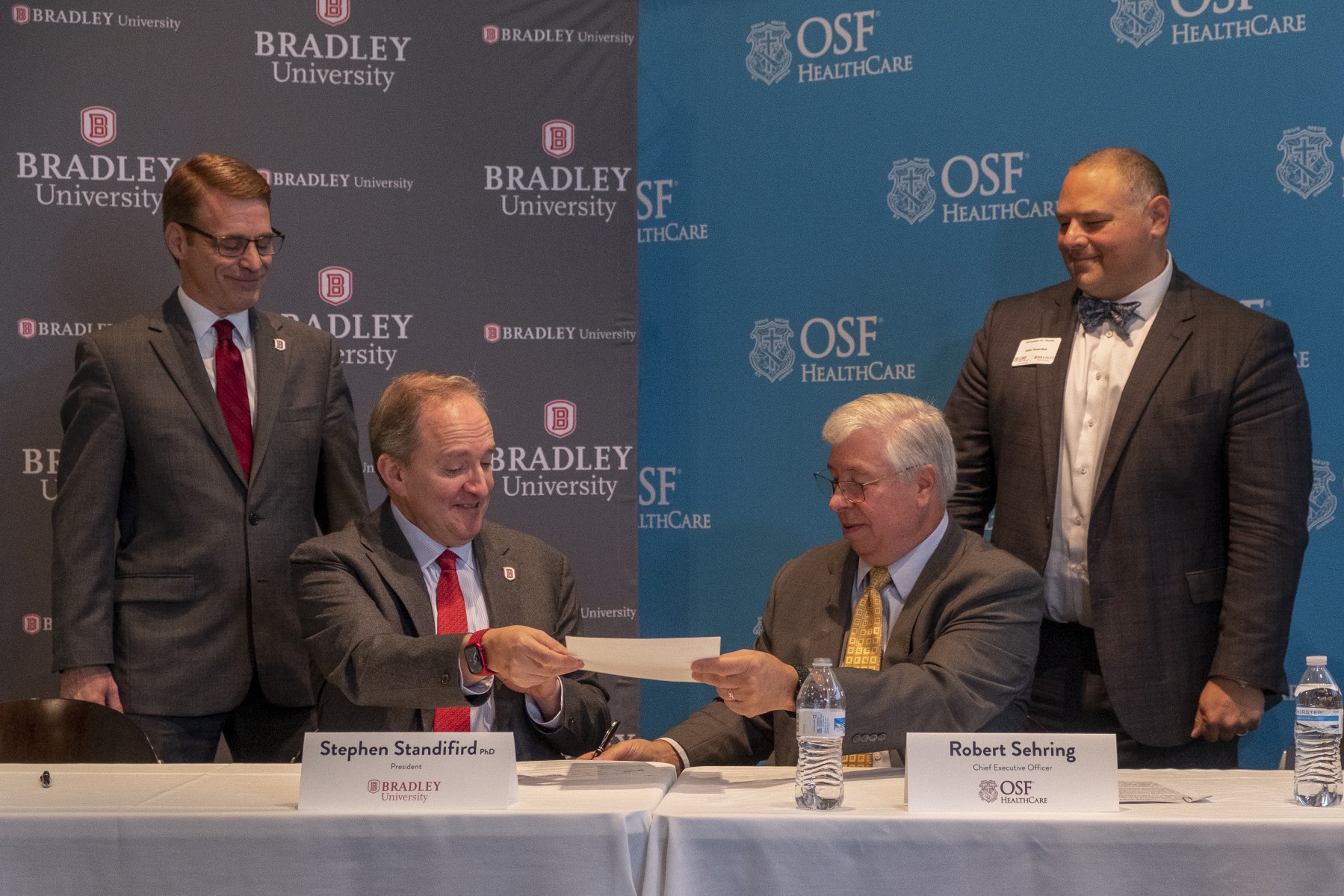 Signing the agreement